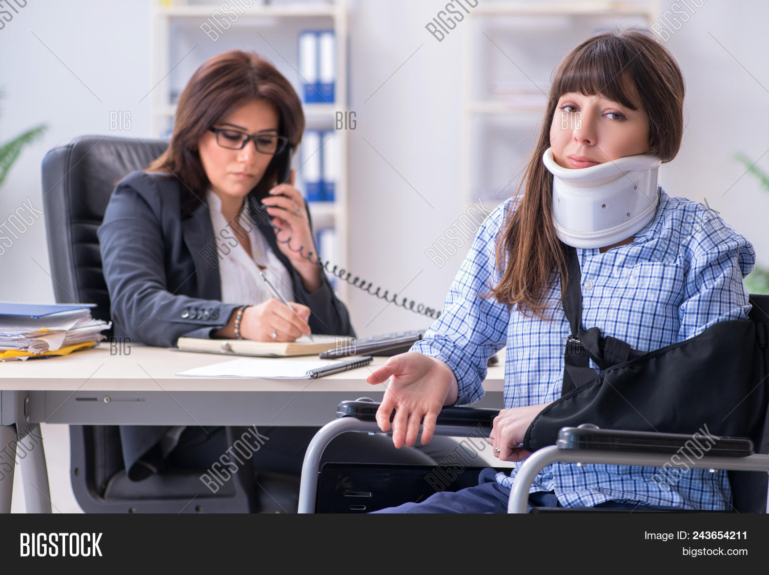 Injured Employee Image & Photo (Free Trial) | Bigstock