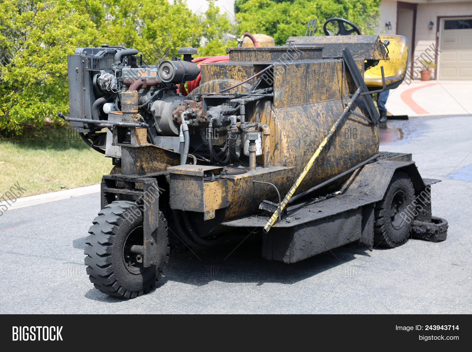 Slurry Machine Lays Image & Photo (Free Trial) | Bigstock
