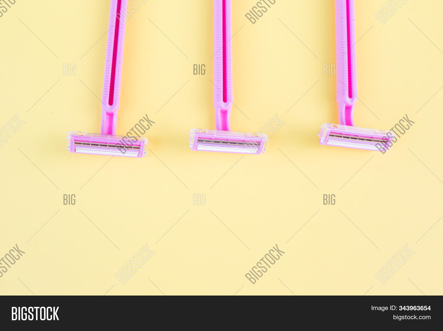 Three Womens Razors Image & Photo (Free Trial) | Bigstock