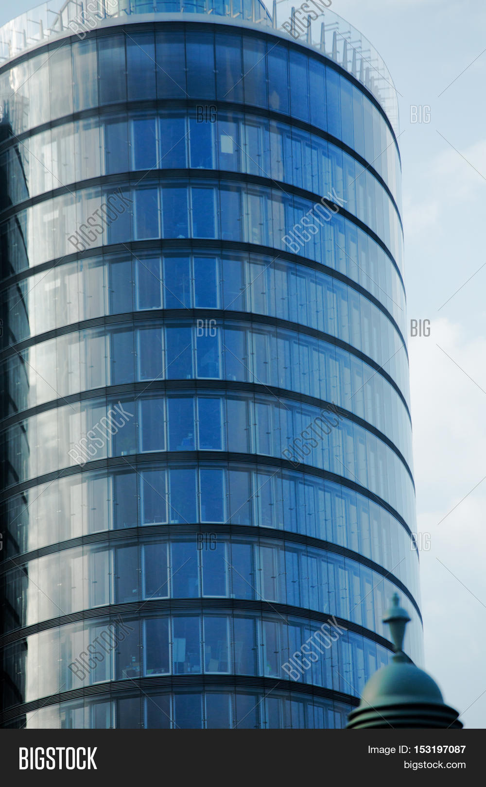 Picture Skyscraper Image & Photo (Free Trial) | Bigstock