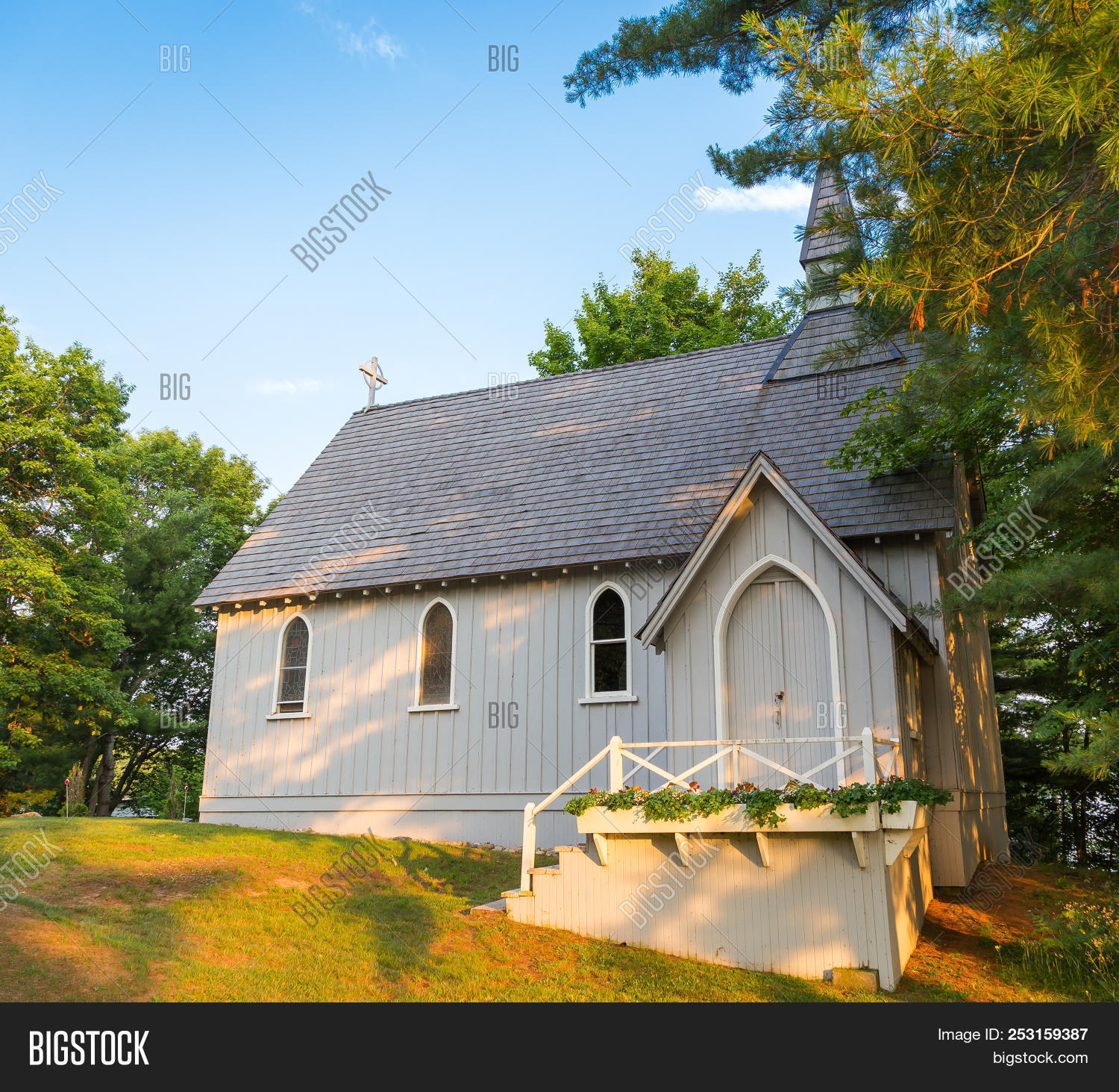 Small Rural Church Image & Photo (Free Trial) | Bigstock