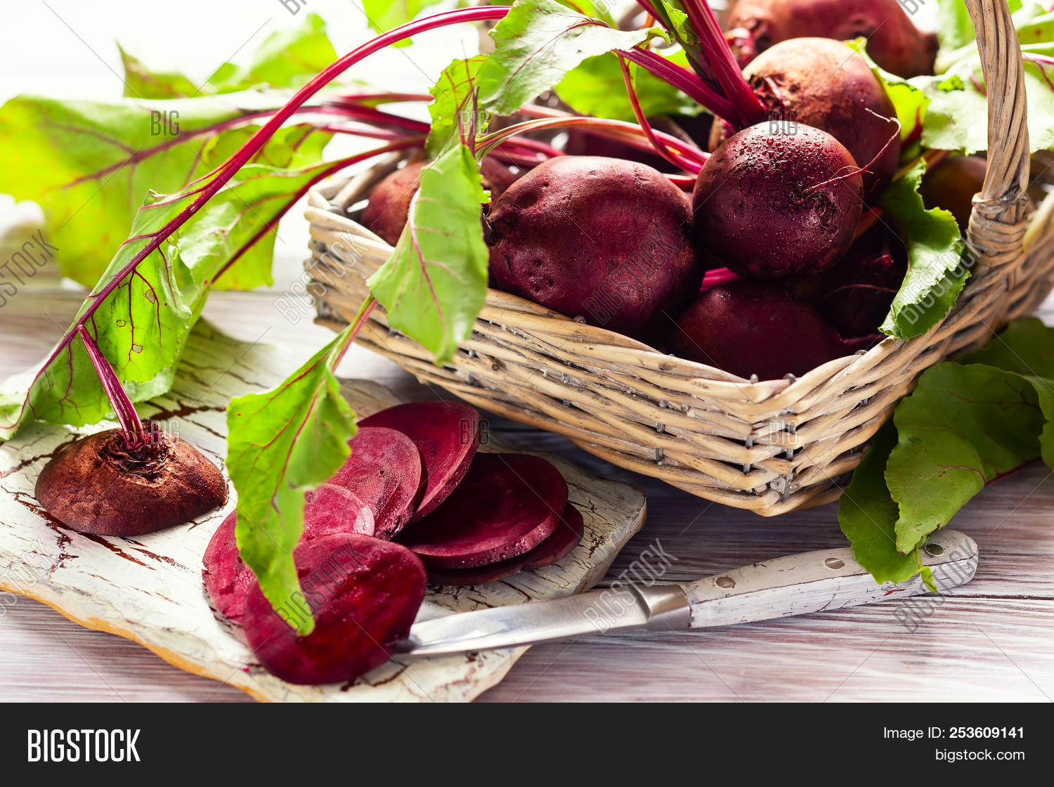 Fresh Organic Beetroot Image & Photo (Free Trial) | Bigstock