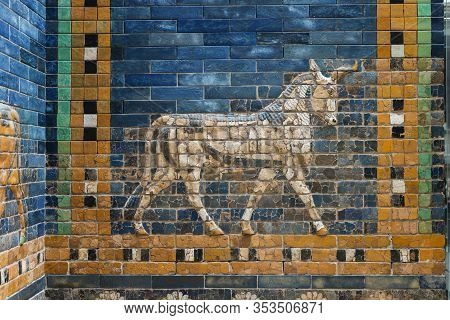 Babylon Symbols Images, Illustrations & Vectors (Free) - Bigstock