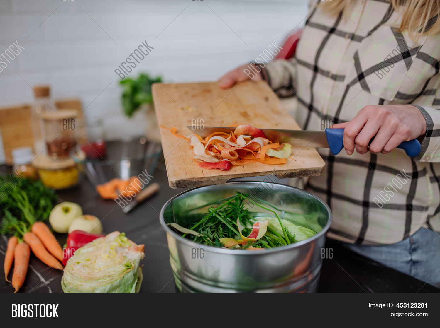 Woman Throwing Image & Photo (Free Trial) | Bigstock