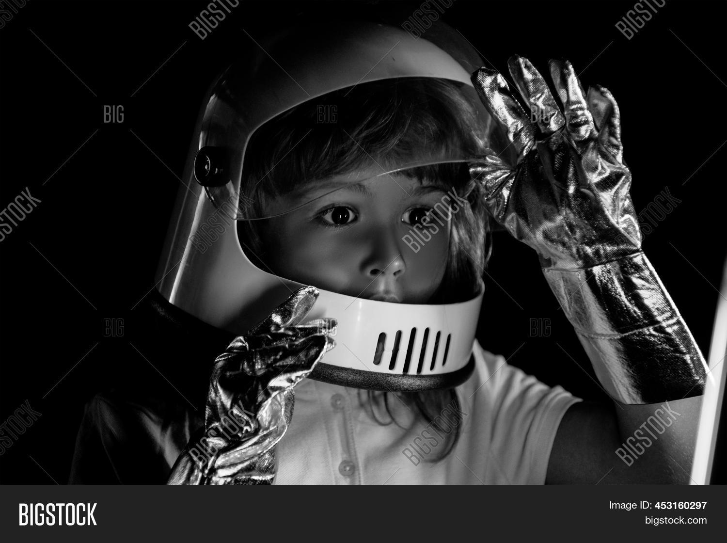 Kid Boy Exploring Image & Photo (Free Trial) | Bigstock