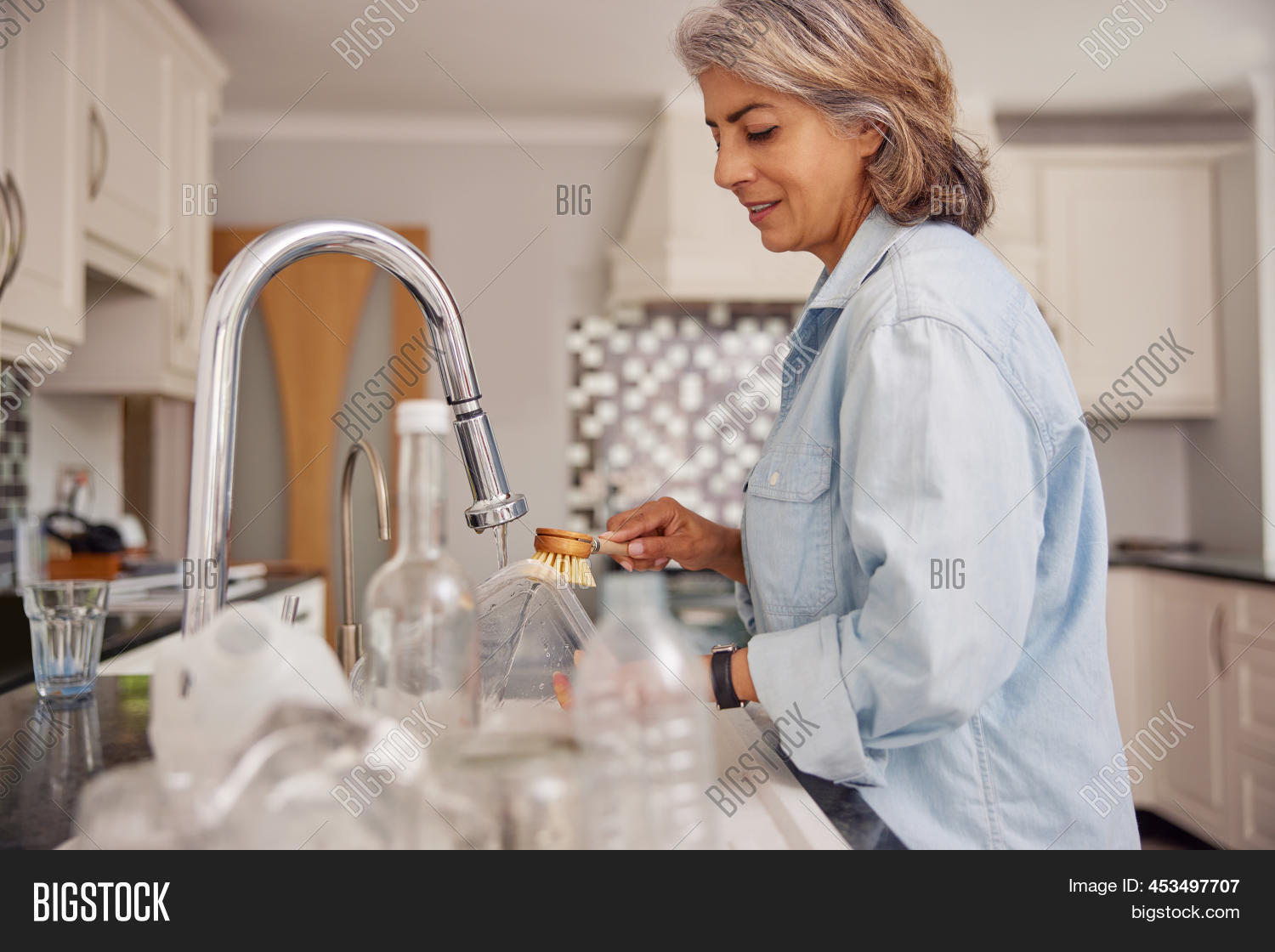Mature Woman Home Image & Photo (Free Trial) | Bigstock