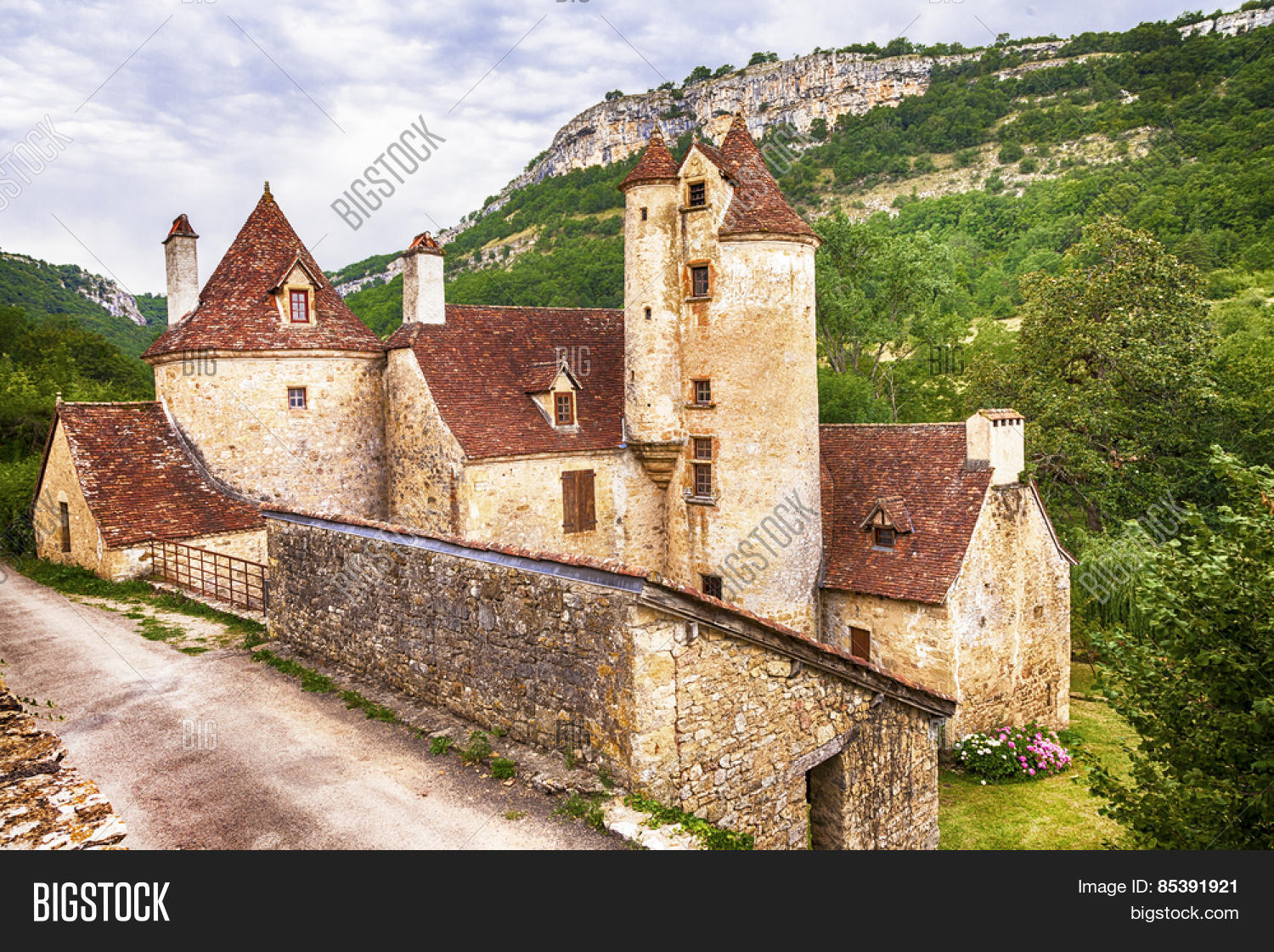 Autoire -one 'most Image & Photo (Free Trial) | Bigstock