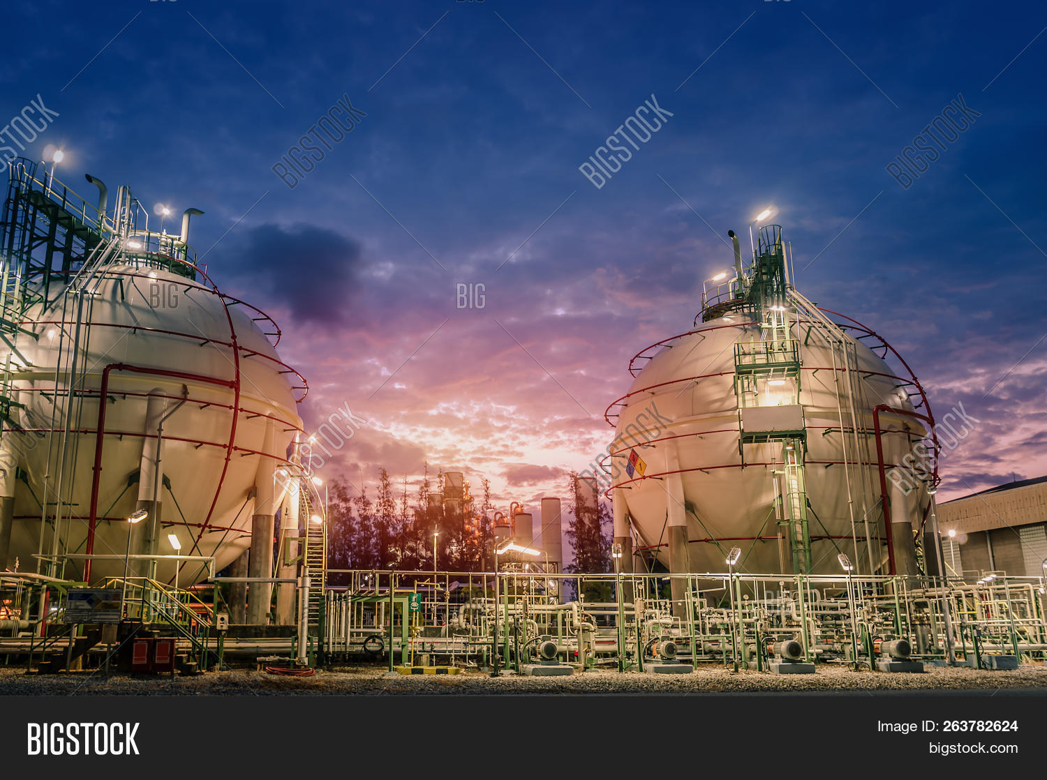 Gas Storage Sphere Image & Photo (Free Trial) | Bigstock