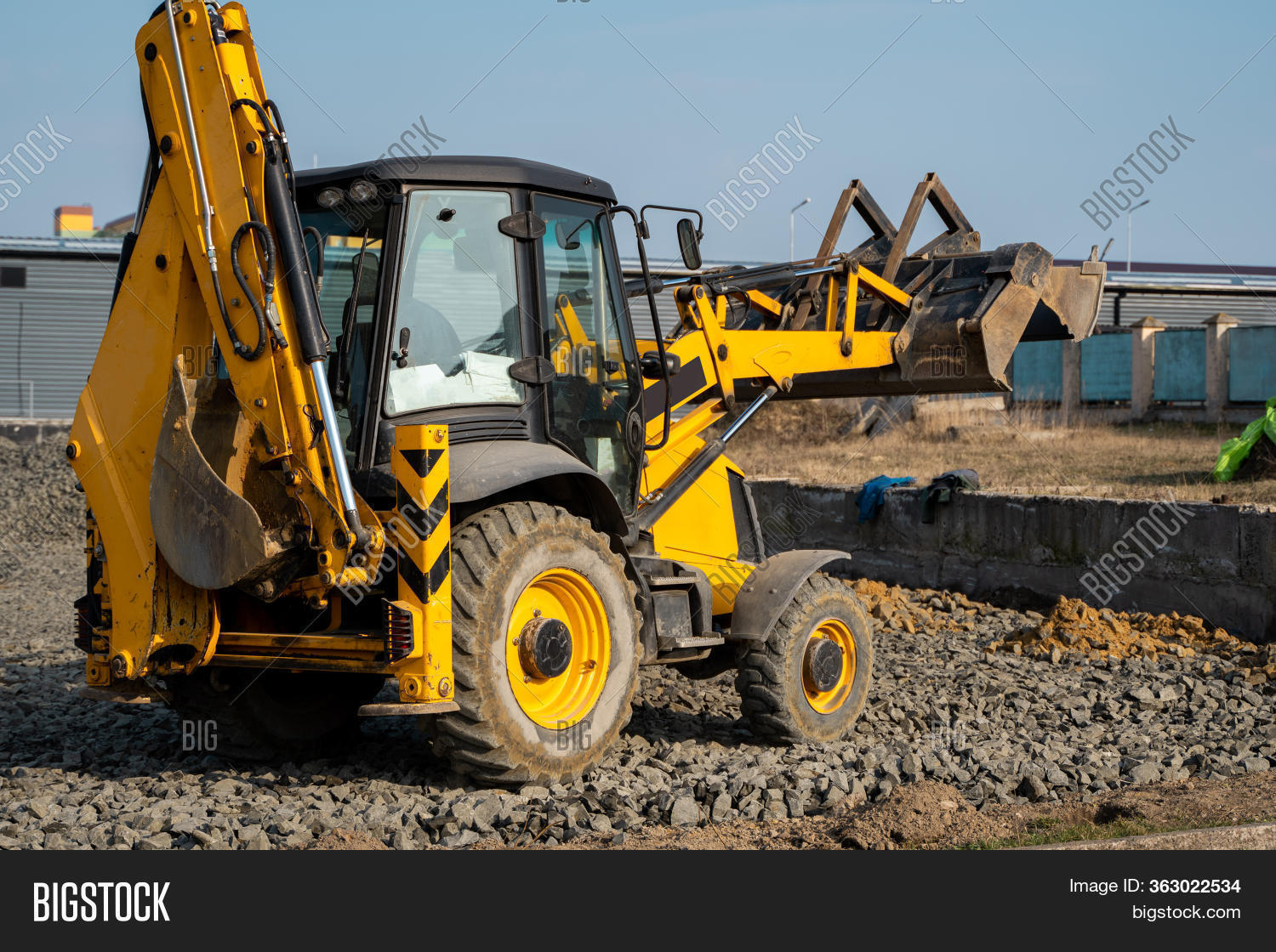 Yellow Wheel Loader Image & Photo (Free Trial) | Bigstock