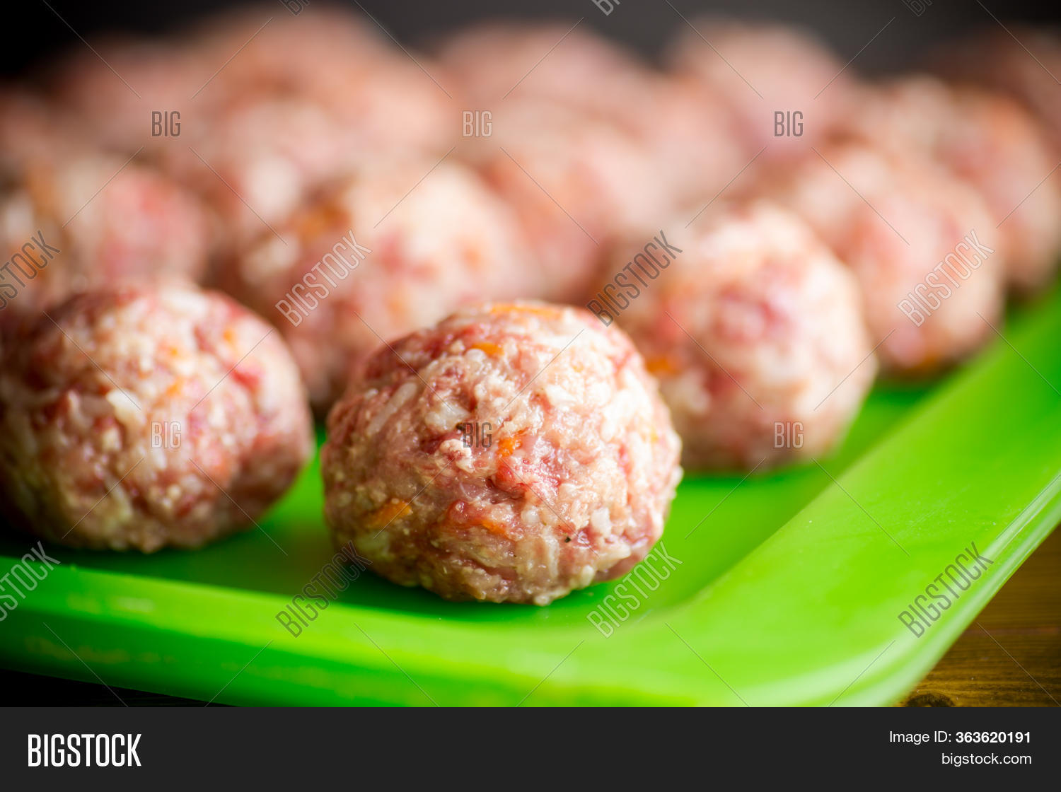 Raw Meatballs Beef Image & Photo (Free Trial) | Bigstock