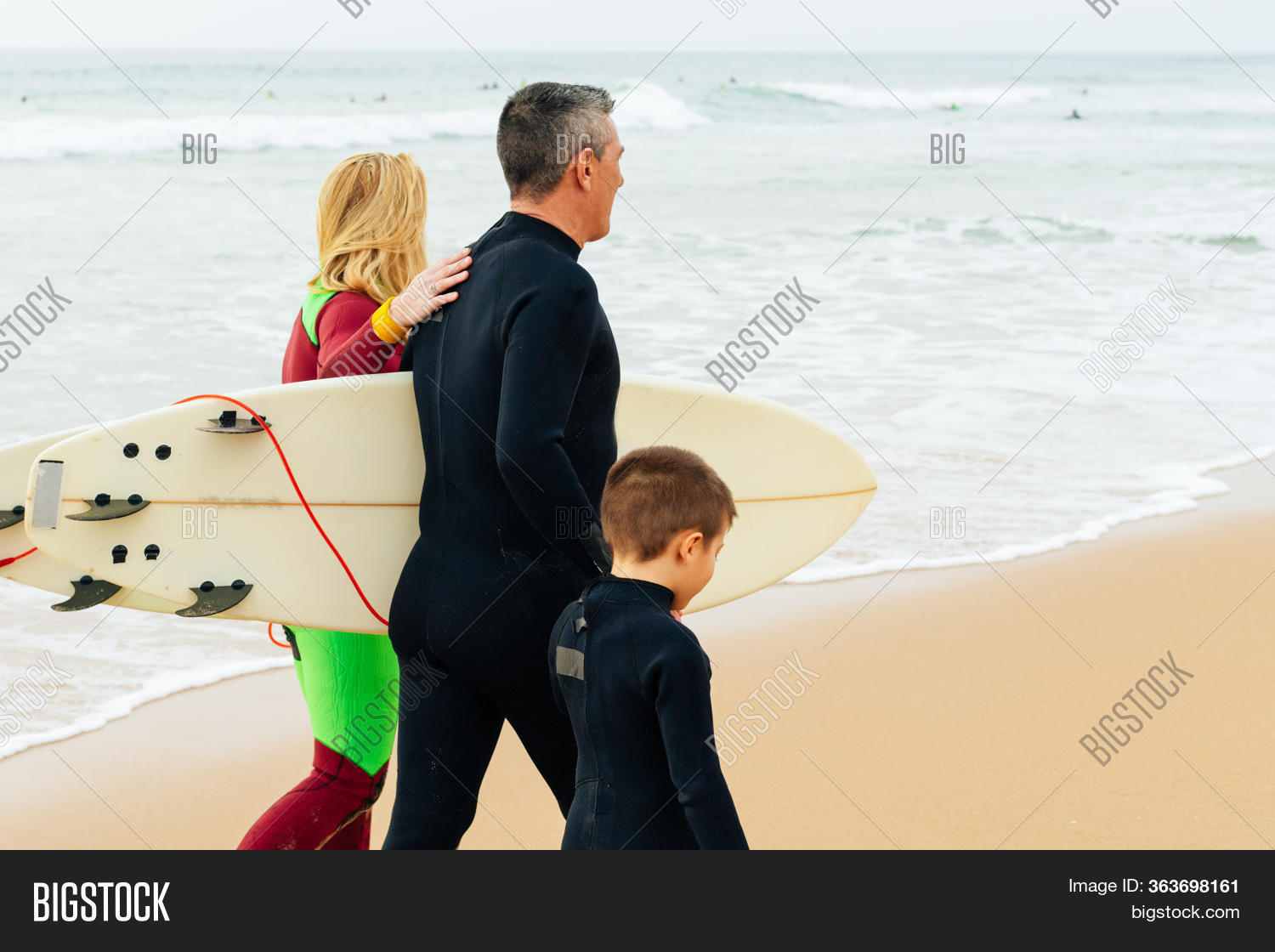 Family Surfers Walking Image & Photo (Free Trial) | Bigstock