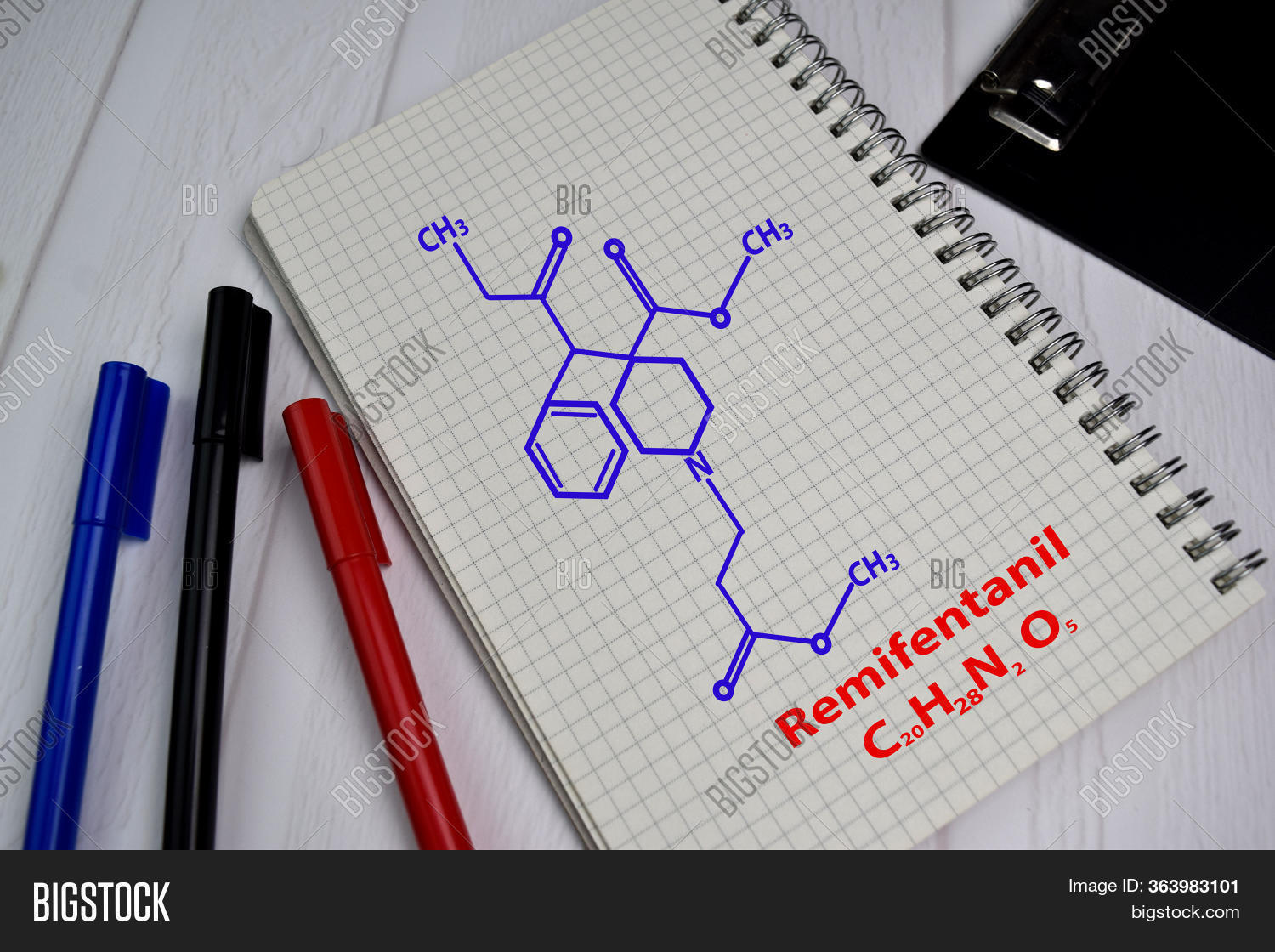 Remifentanil Molecule Image & Photo (Free Trial) | Bigstock