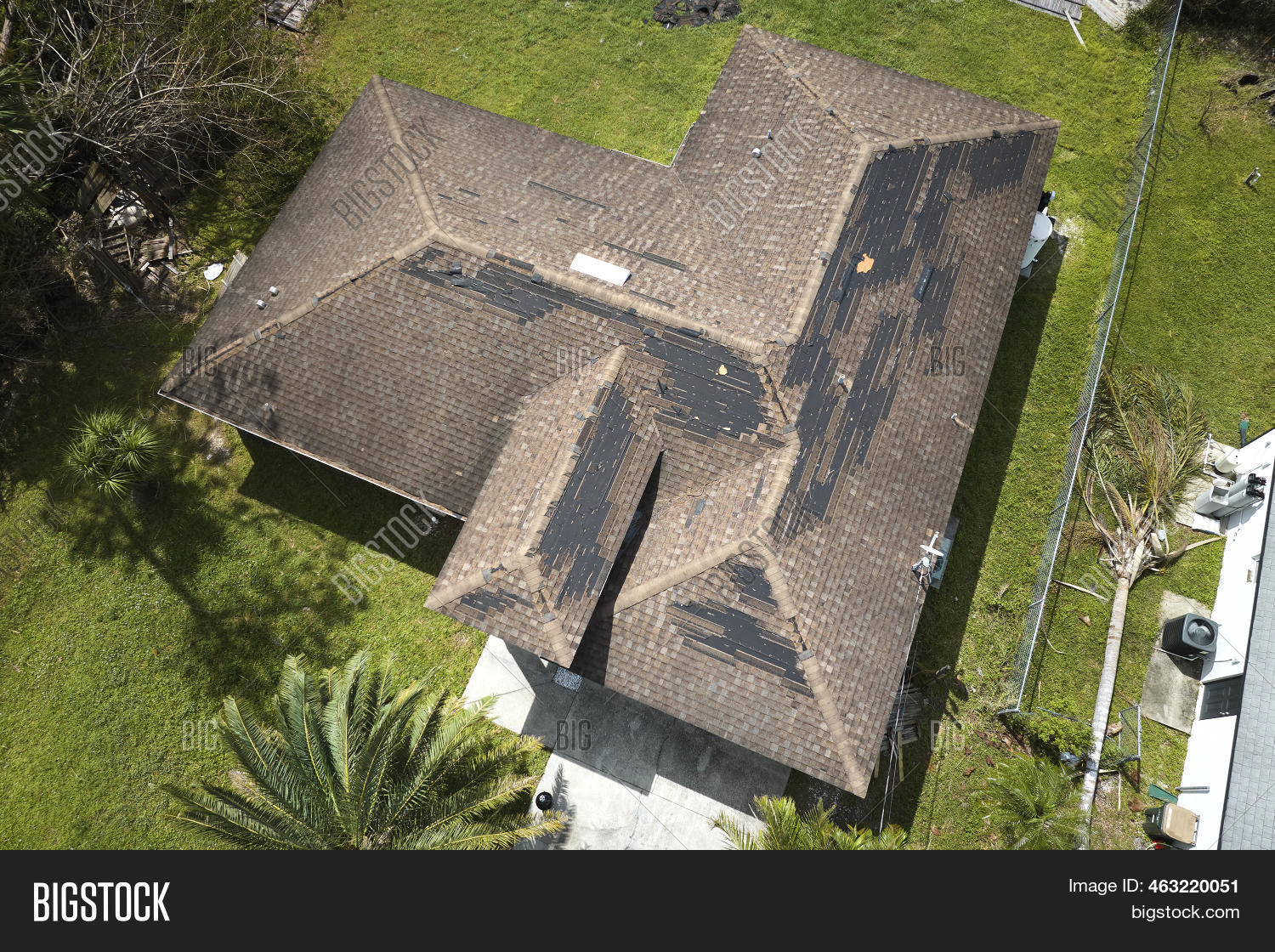 Wind Damaged House Image & Photo (Free Trial) | Bigstock