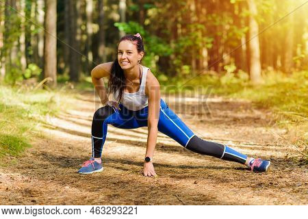 Young Woman Runner Image & Photo (Free Trial) | Bigstock
