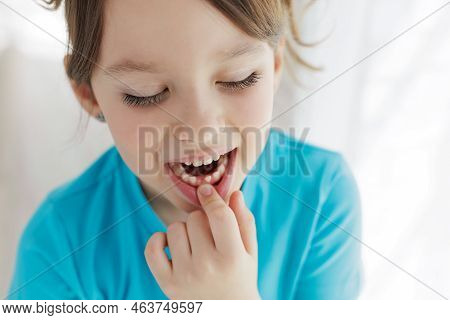 Child Has Lost Tooth. Image & Photo (Free Trial) | Bigstock