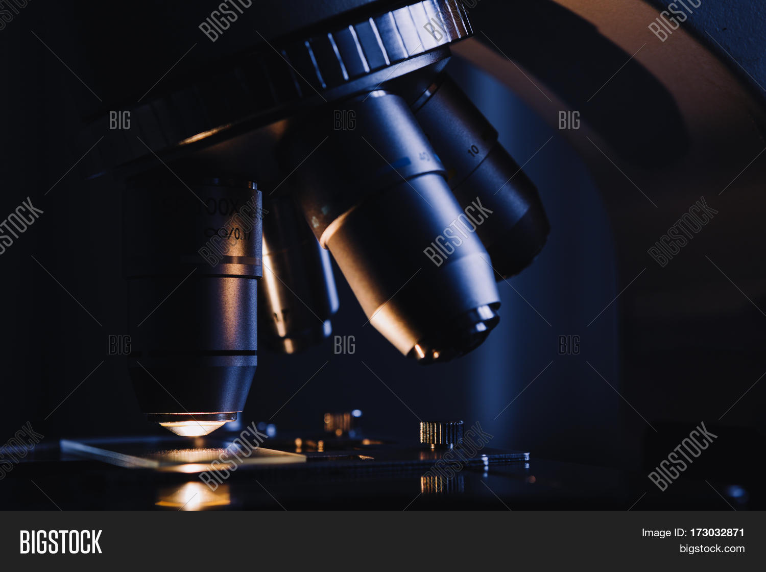 Modern Microscope Image & Photo (Free Trial) | Bigstock