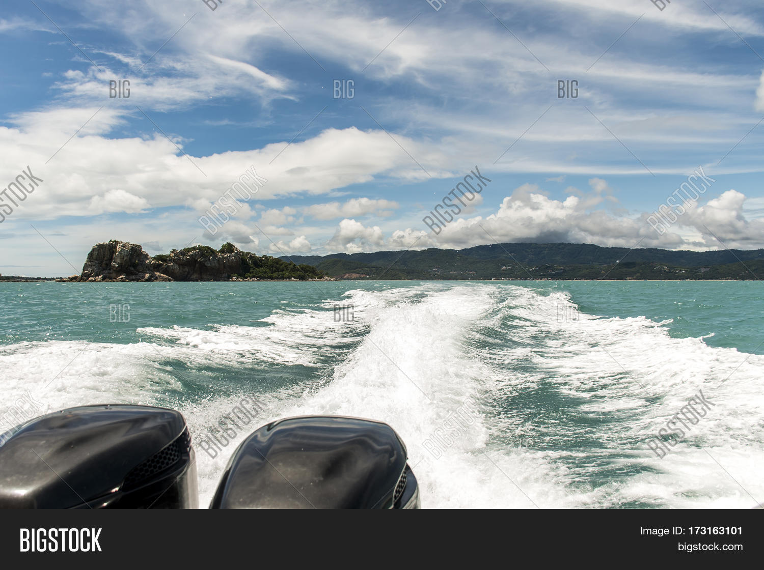 Speed Boat Motor Water Image & Photo (Free Trial) | Bigstock