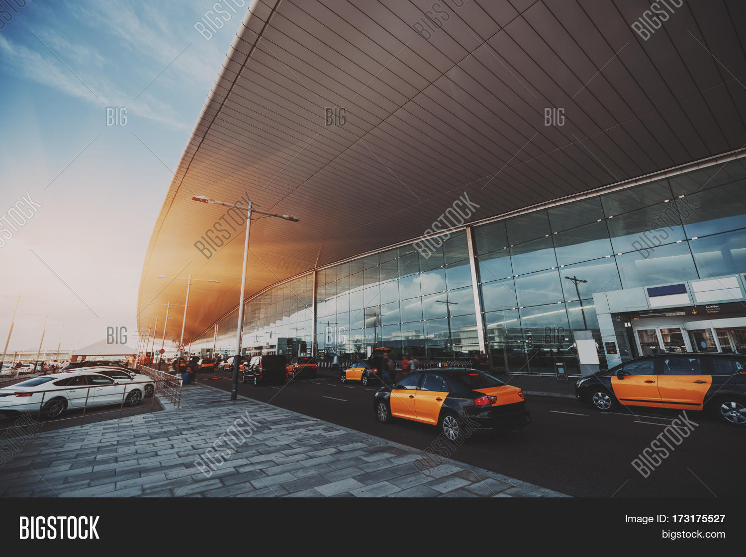 Cabstand Front Image & Photo (Free Trial) | Bigstock