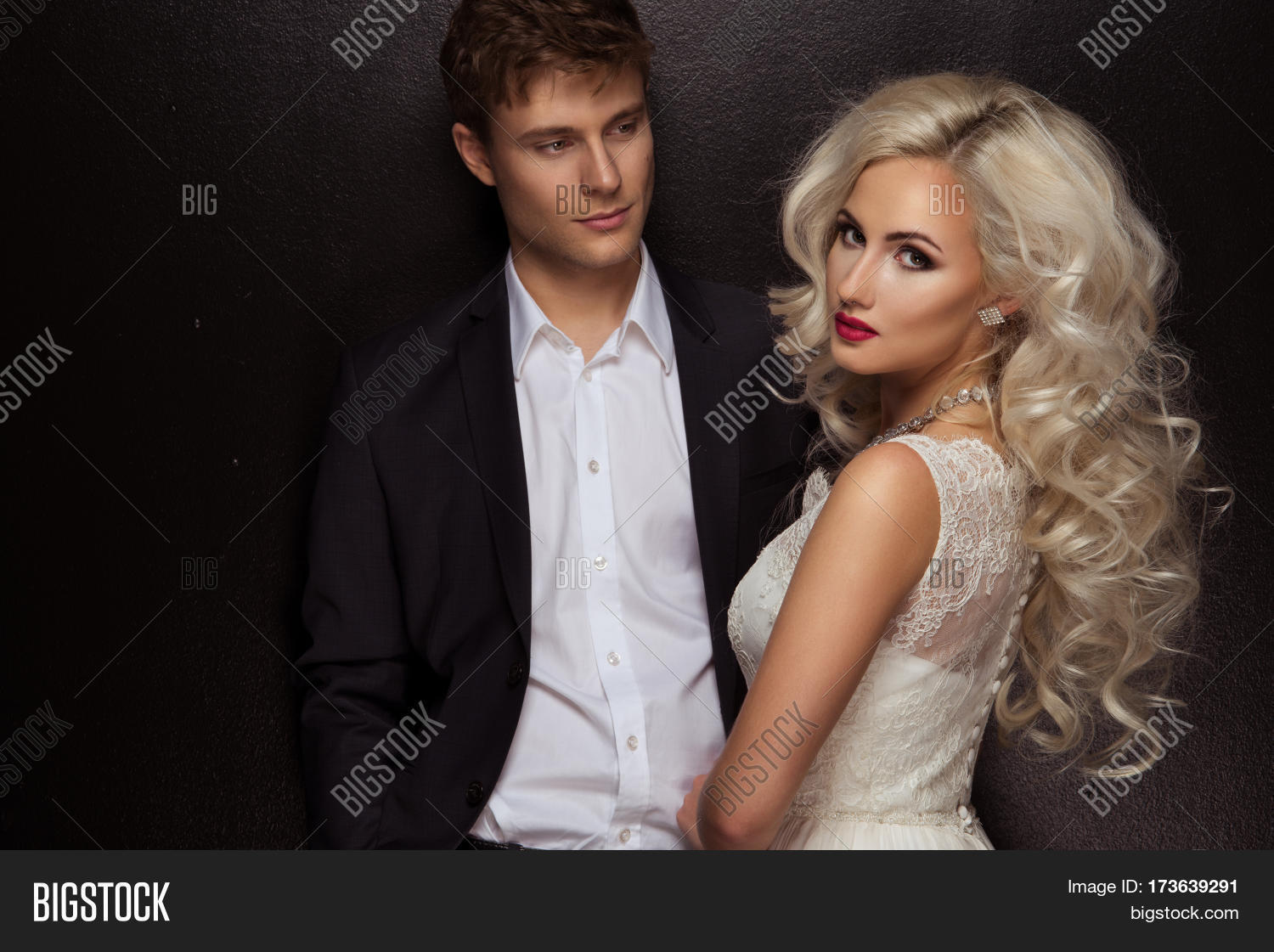 Bride Groom Wedding Image & Photo (Free Trial) | Bigstock