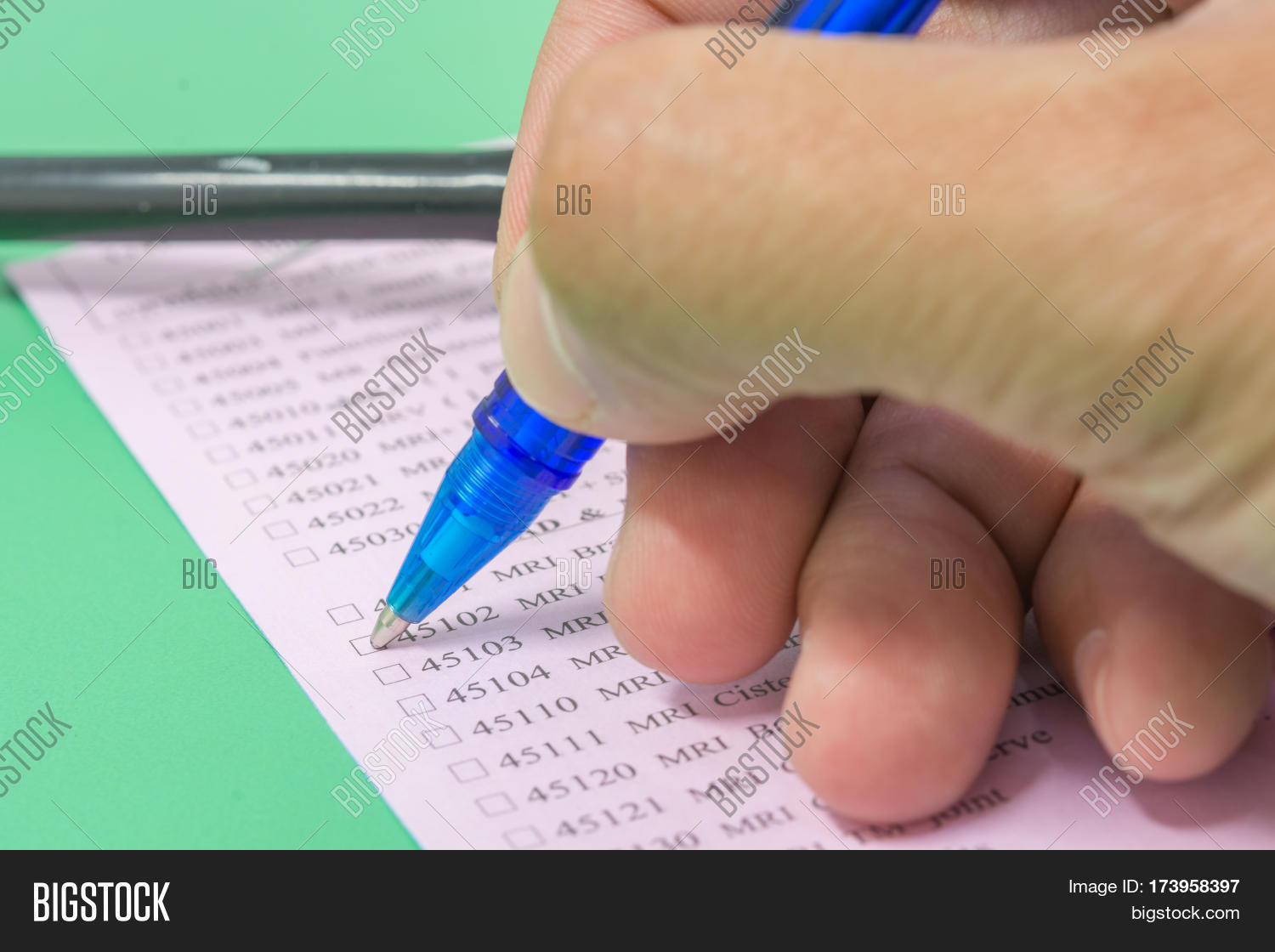 Hand Doctor Hold Pen Image & Photo (Free Trial) | Bigstock
