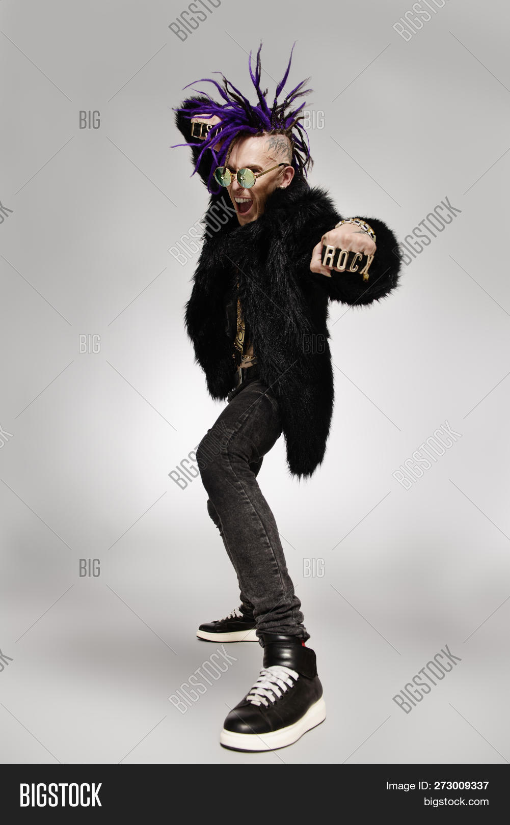 Full Length Portrait Image & Photo (Free Trial) | Bigstock