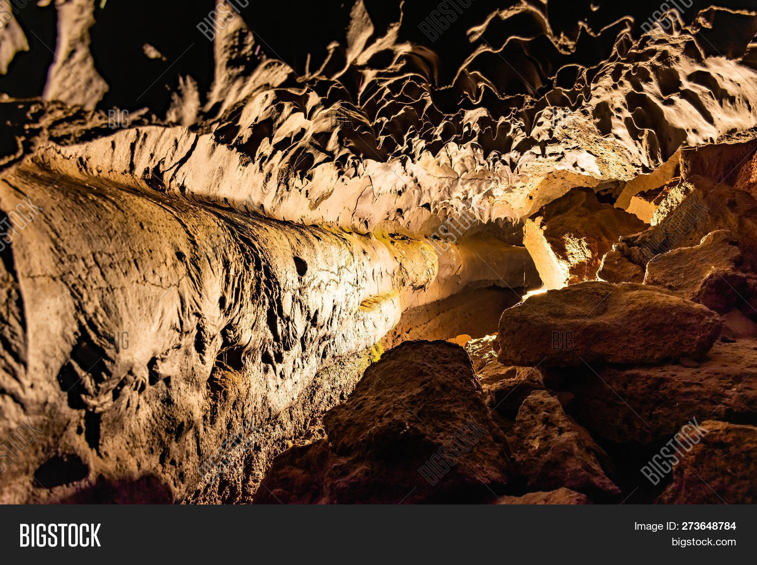 Rock Formation Optical Illusions Water Optical Illusion Image & Photo