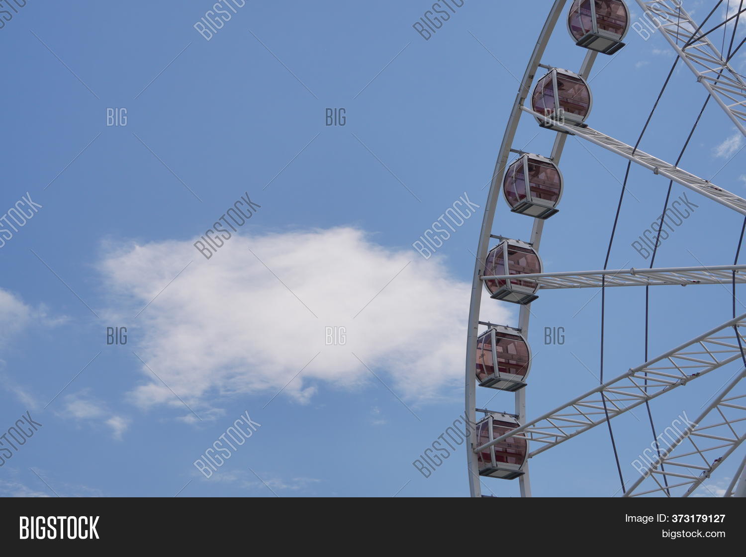 Modern White Ferris Image & Photo (Free Trial) | Bigstock