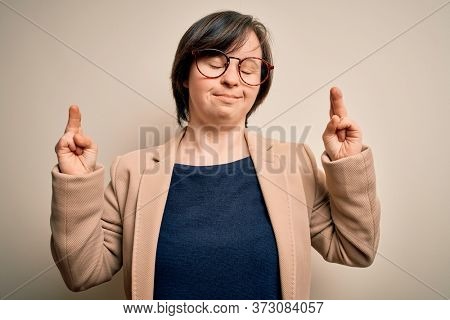 Fingers Crossed Isolated Images, Illustrations & Vectors (Free) - Bigstock