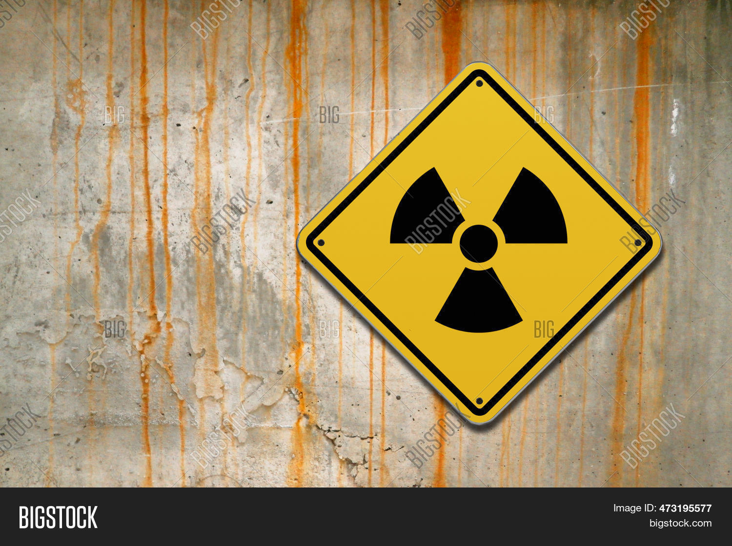 Diamond-shaped Sign Image & Photo (Free Trial) | Bigstock