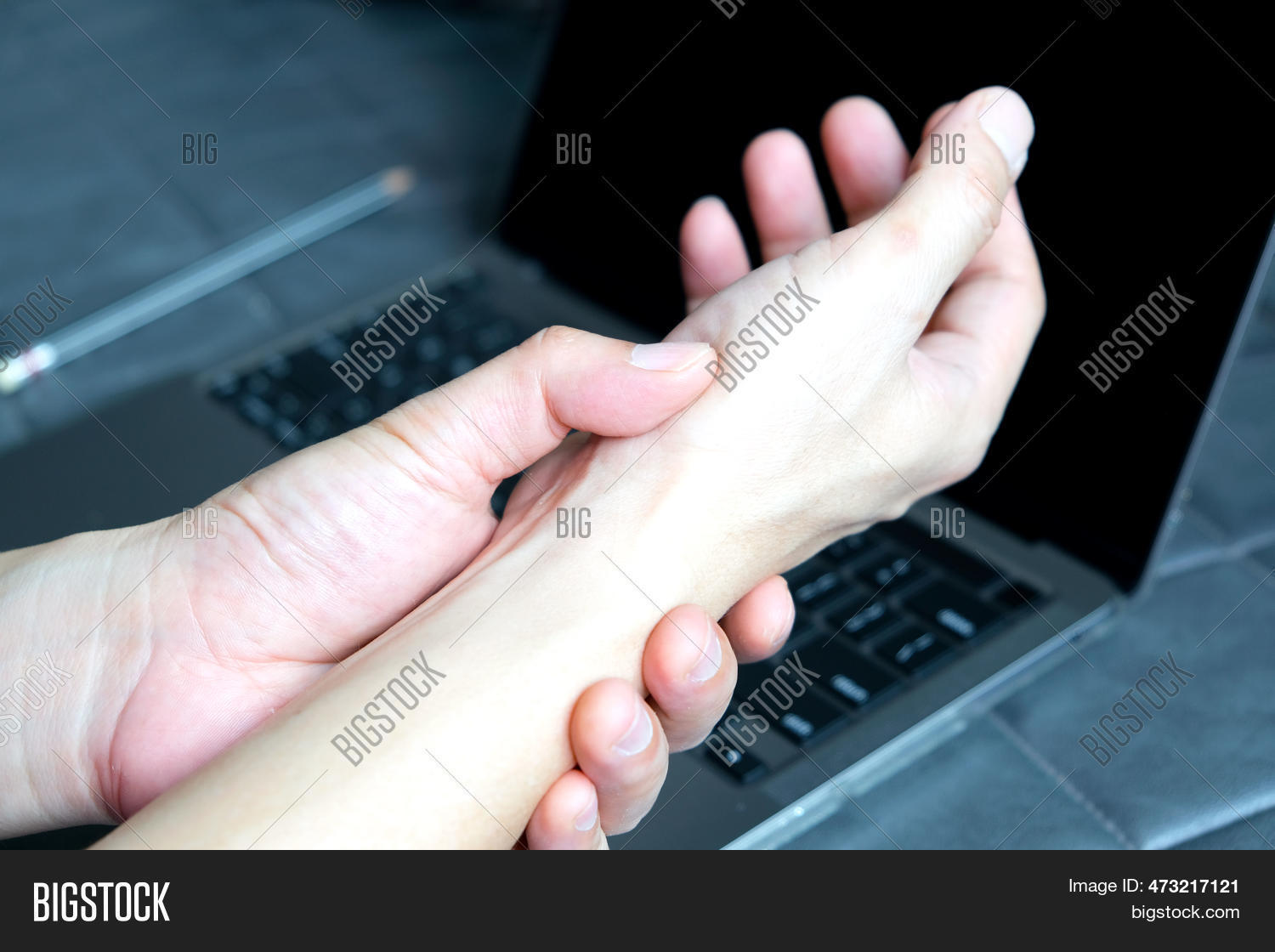 Man Touching Wrist Image & Photo (Free Trial) | Bigstock