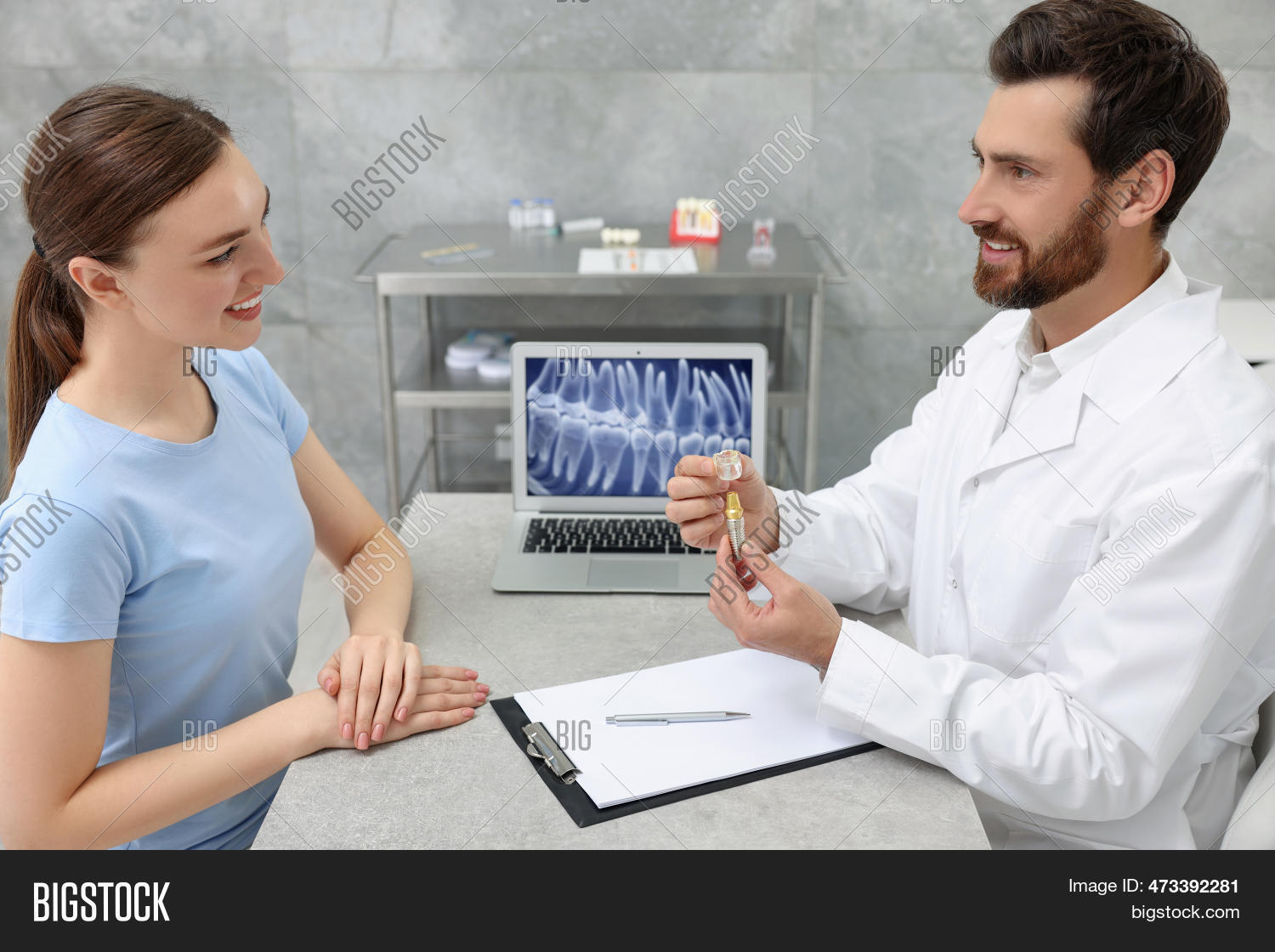 Doctor Showing Patient Image & Photo (Free Trial) | Bigstock