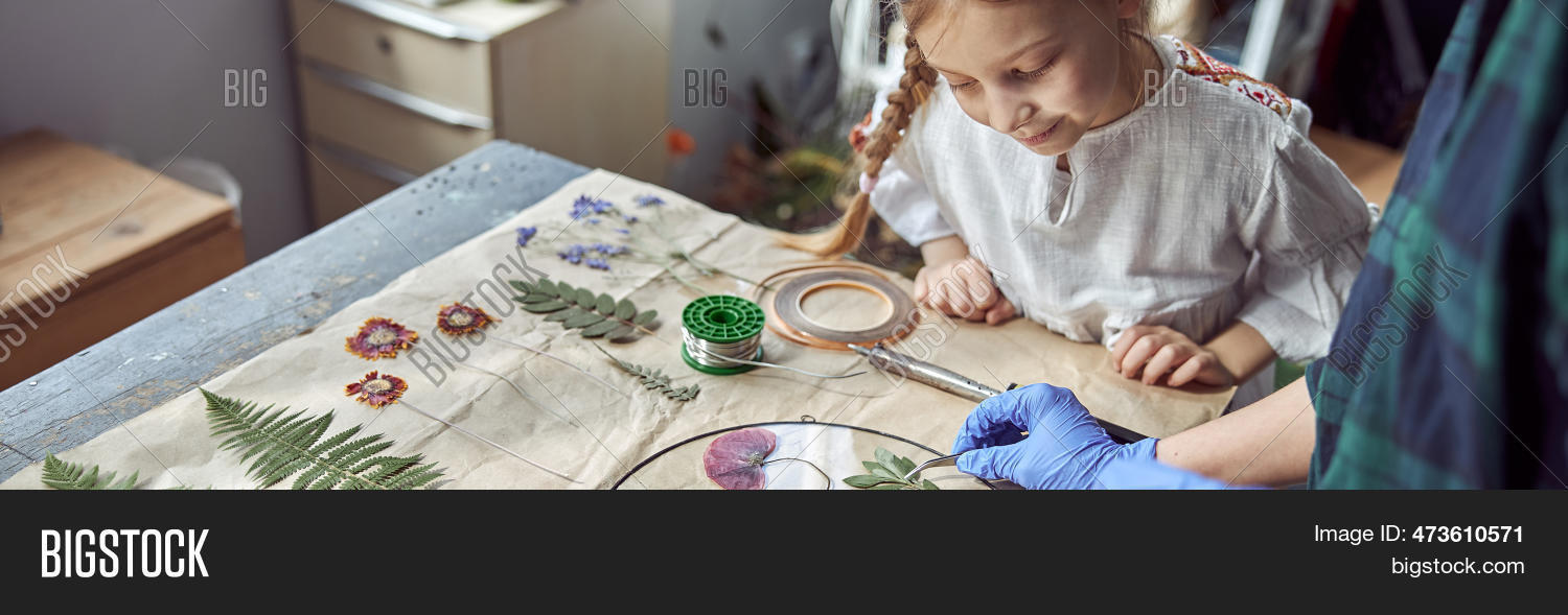 Flourist Shop Image & Photo (Free Trial) | Bigstock