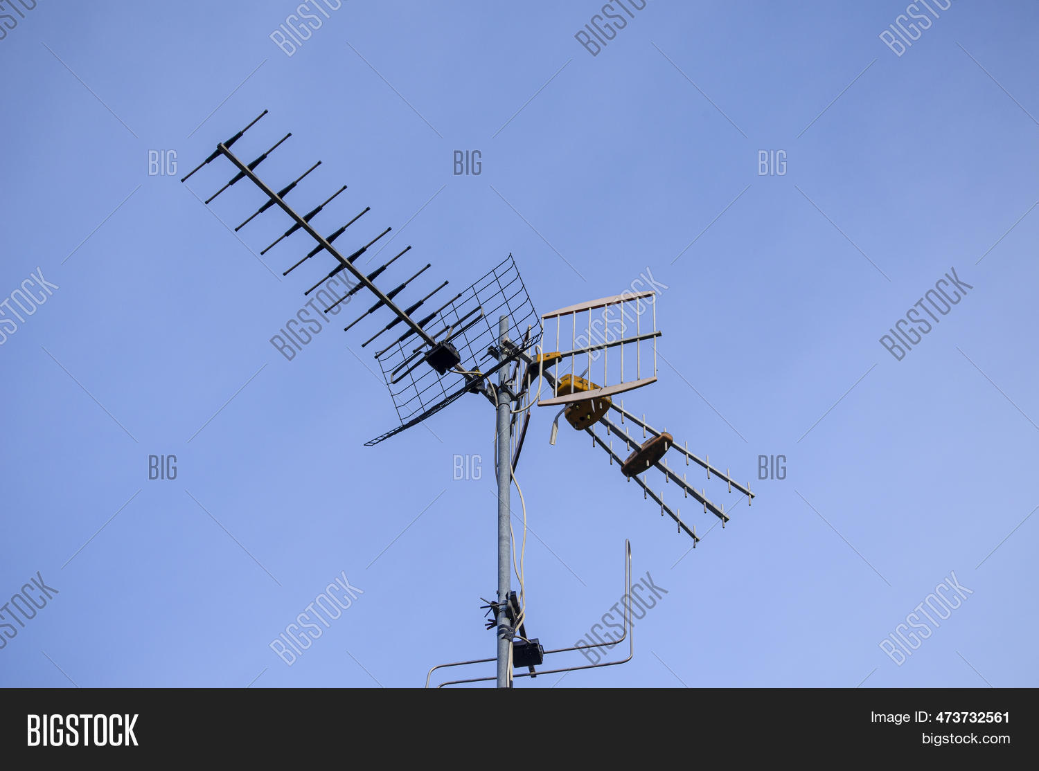Old Rusty Analog Tv Image & Photo (Free Trial) | Bigstock