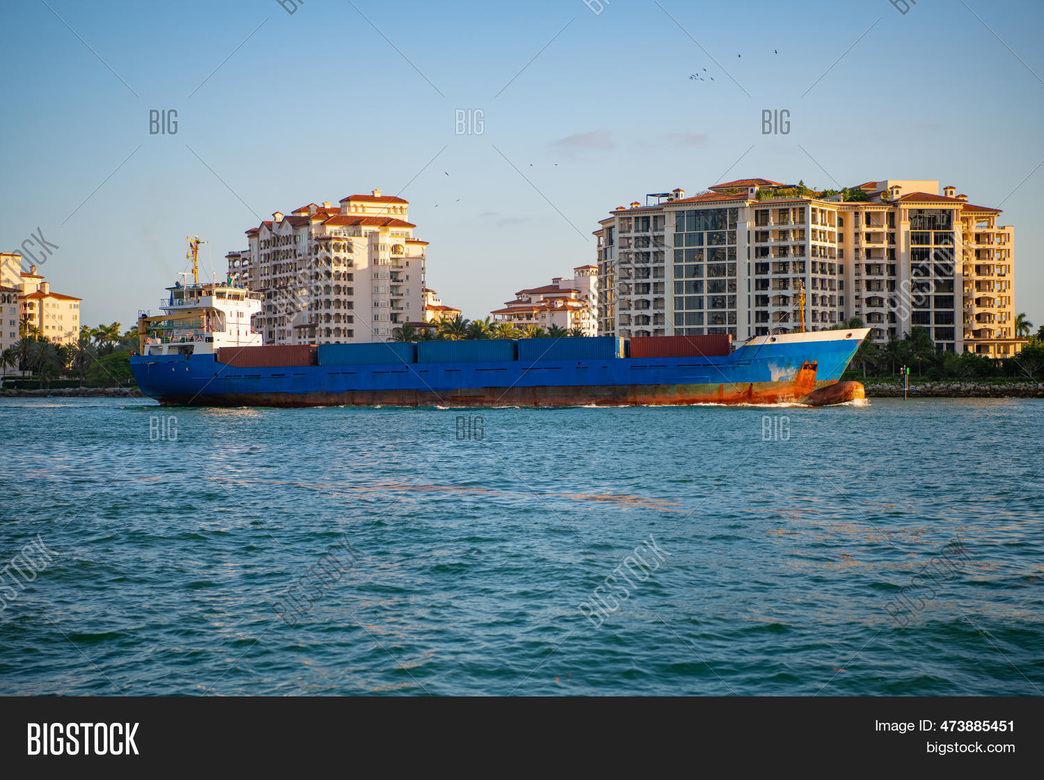 Image Cargo Barge Image & Photo (Free Trial) | Bigstock
