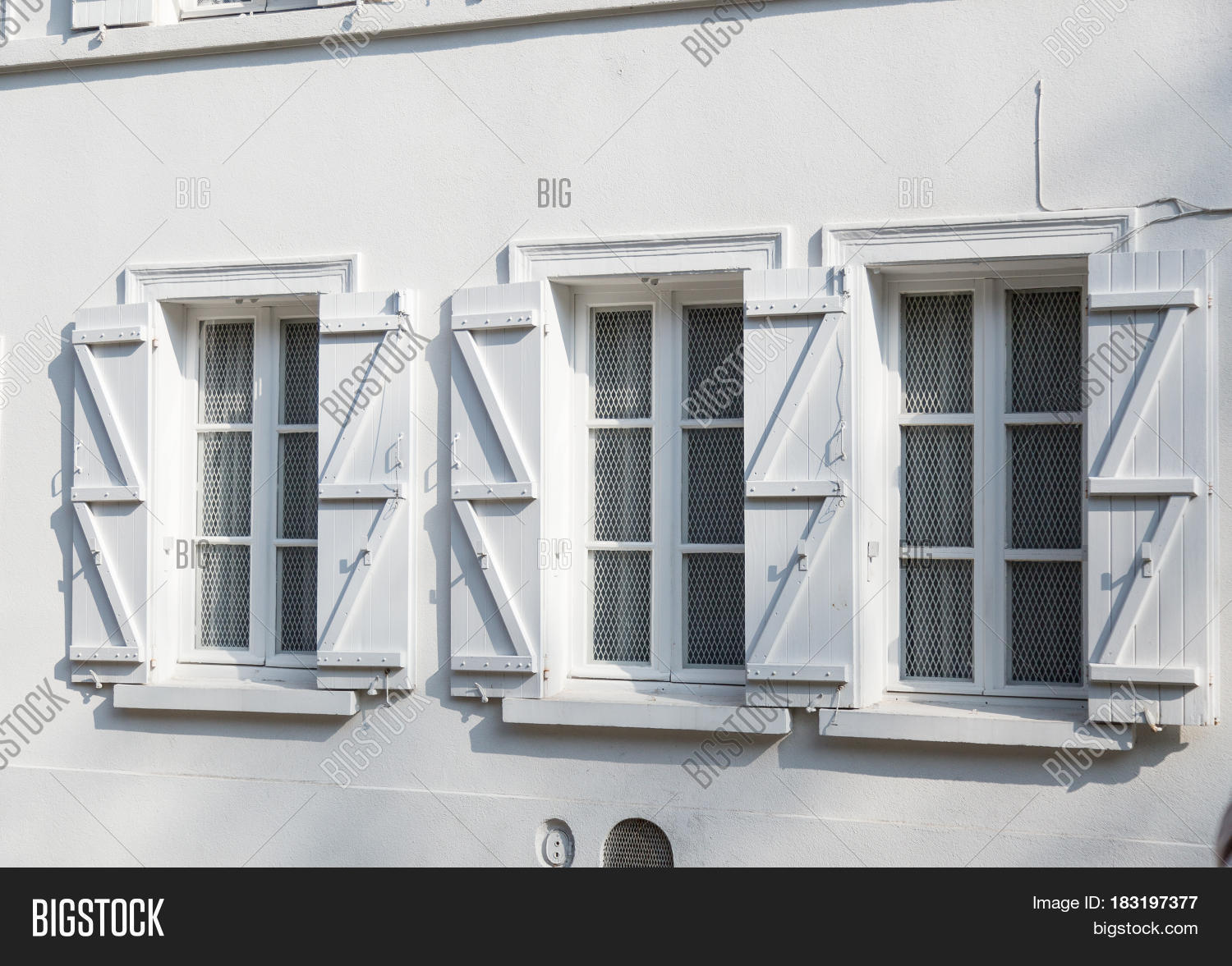 White Window On White Image & Photo (Free Trial) | Bigstock