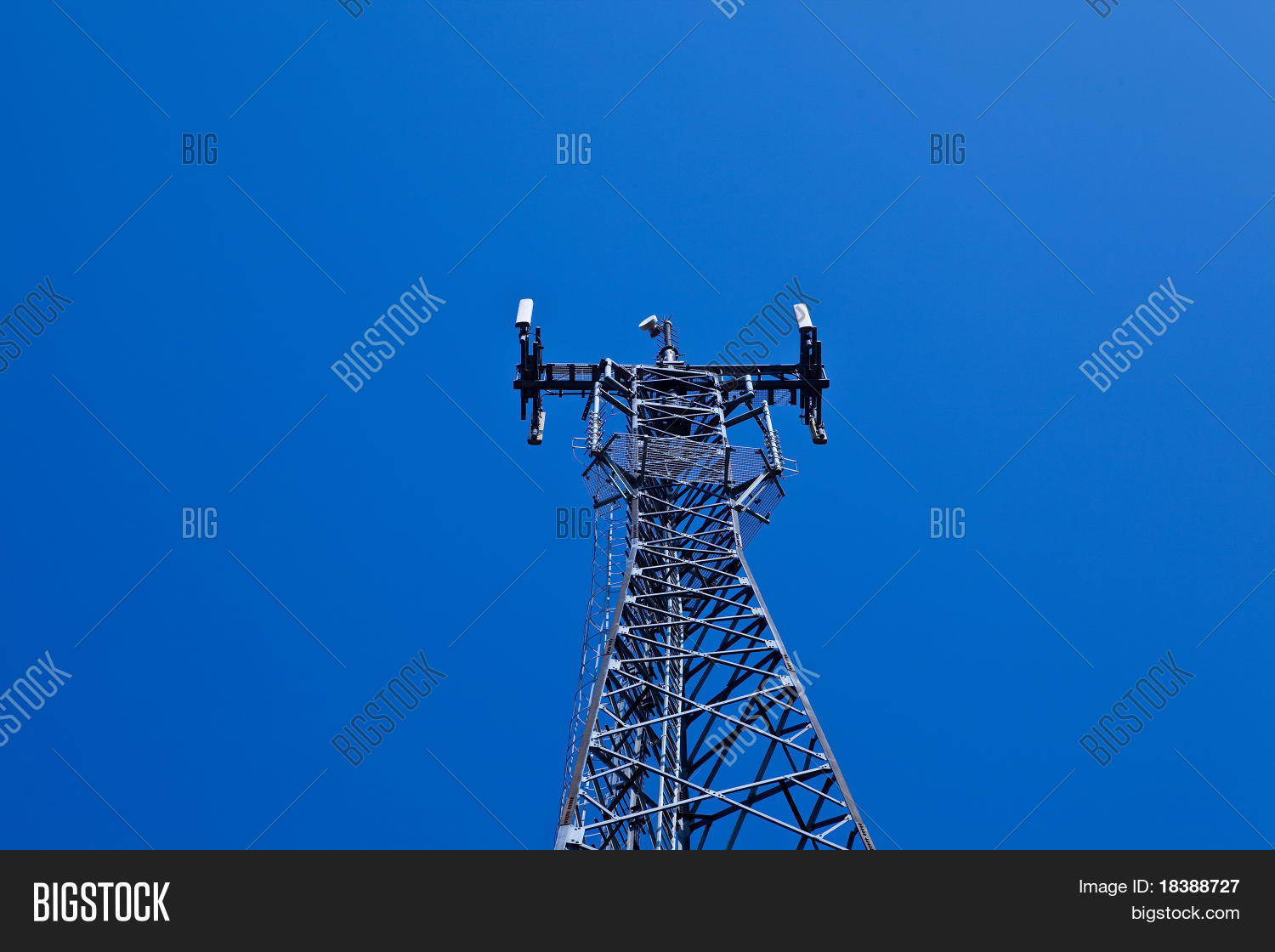 GSM Cellsite Antenna Image & Photo (Free Trial) | Bigstock