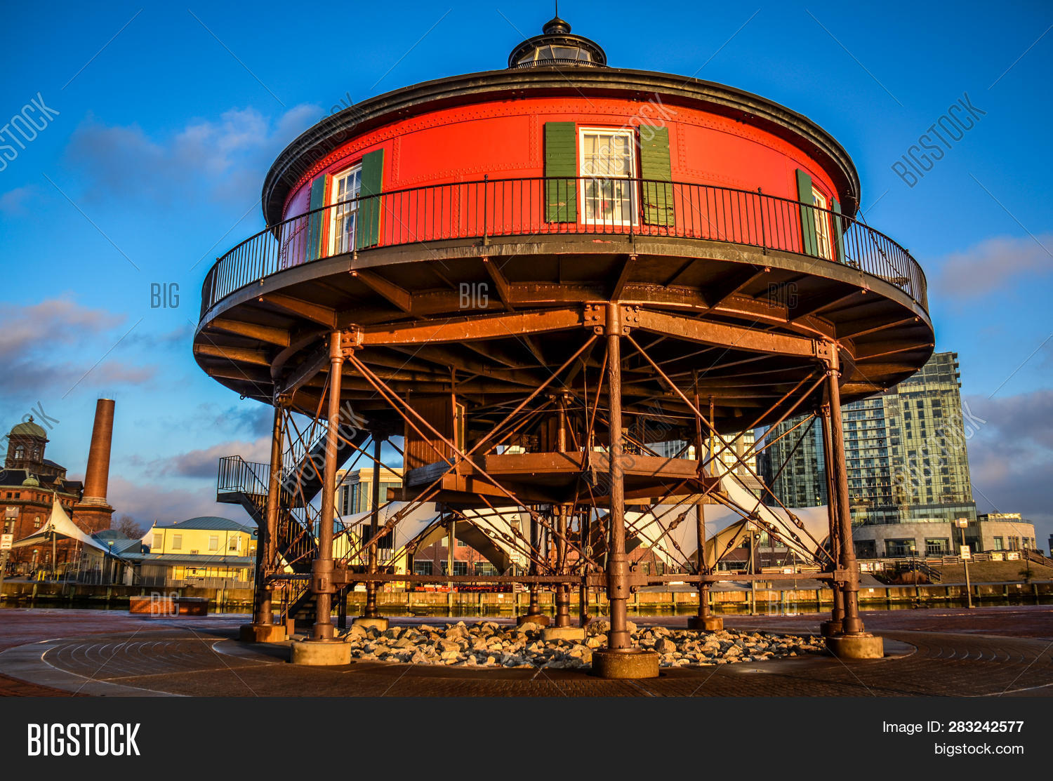 Seven Foot Knoll Light Image & Photo (Free Trial) | Bigstock