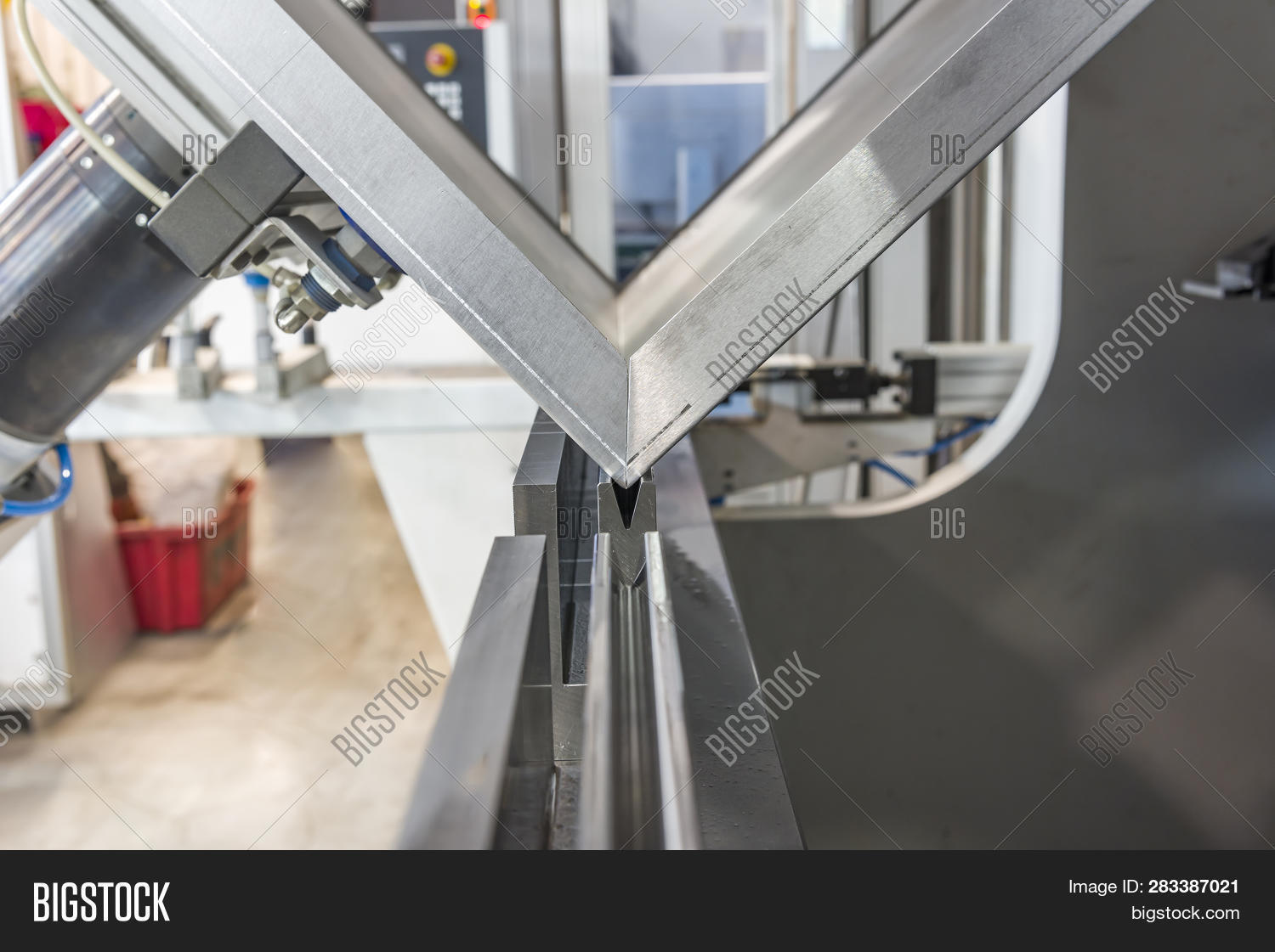 Operator Bending Metal Image & Photo (Free Trial) | Bigstock