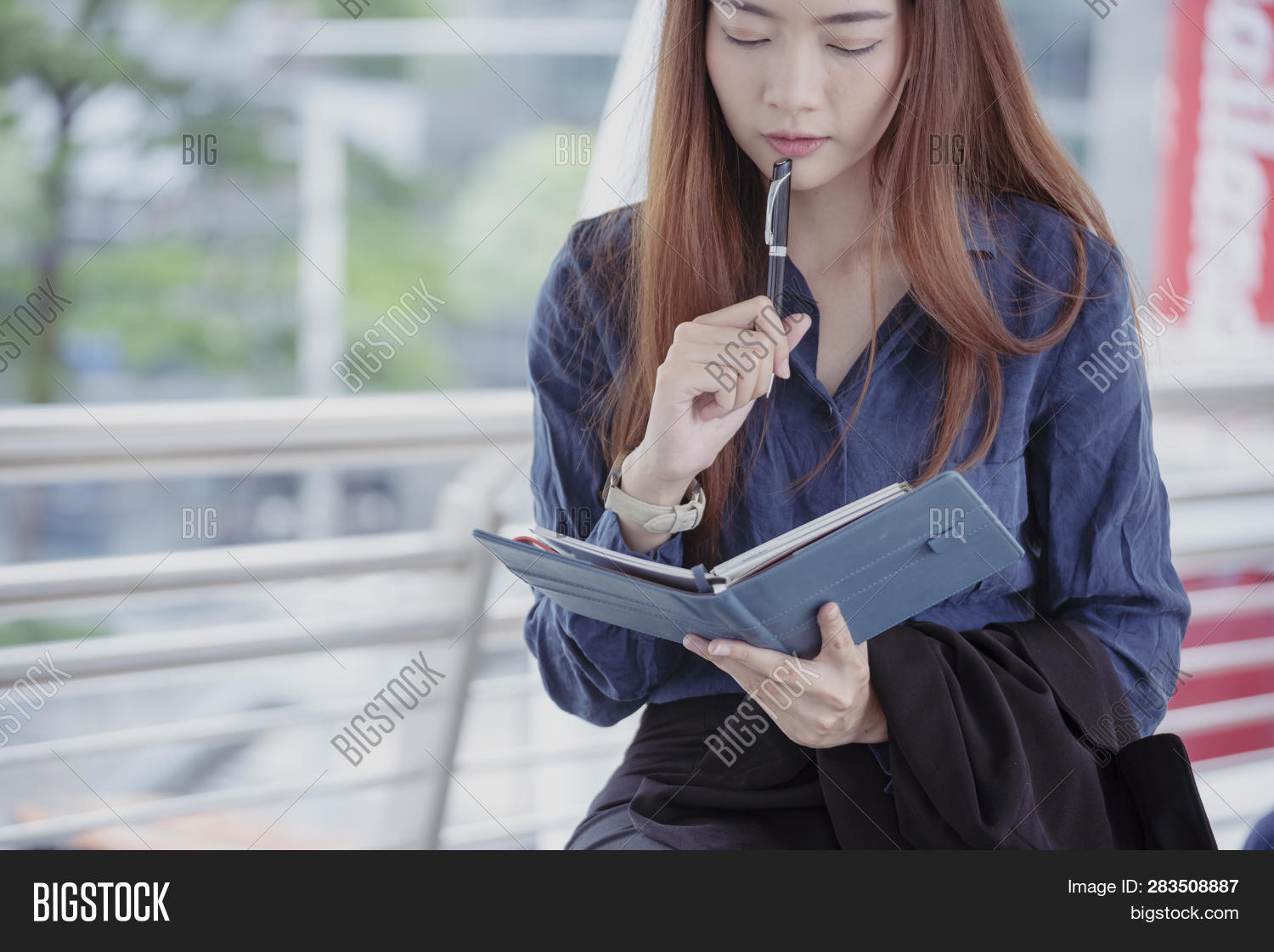Agenda Planner Woman Image & Photo (Free Trial) | Bigstock