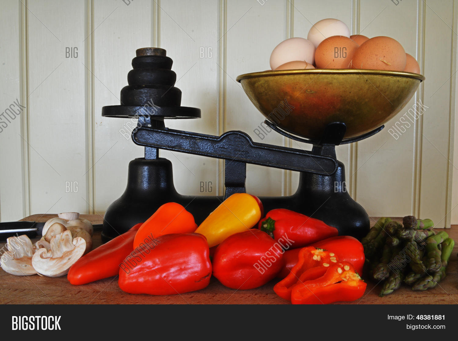 Old Fashioned Scales Image & Photo (Free Trial) | Bigstock