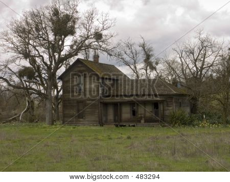 Old Run-down Farm Image & Photo (Free Trial) | Bigstock