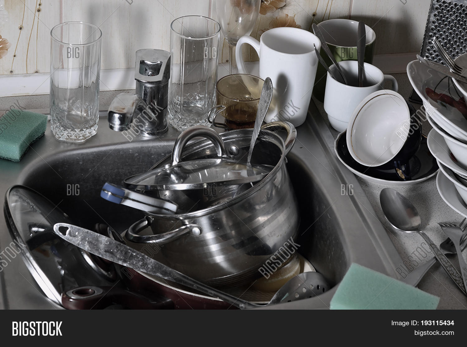 Huge Pile Unwashed Image & Photo (Free Trial) | Bigstock