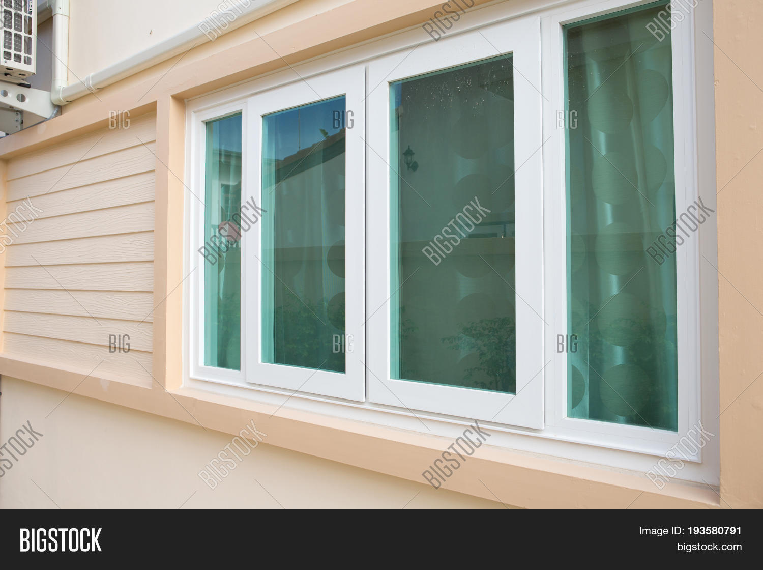 Window Window Blinds Image & Photo (Free Trial) | Bigstock