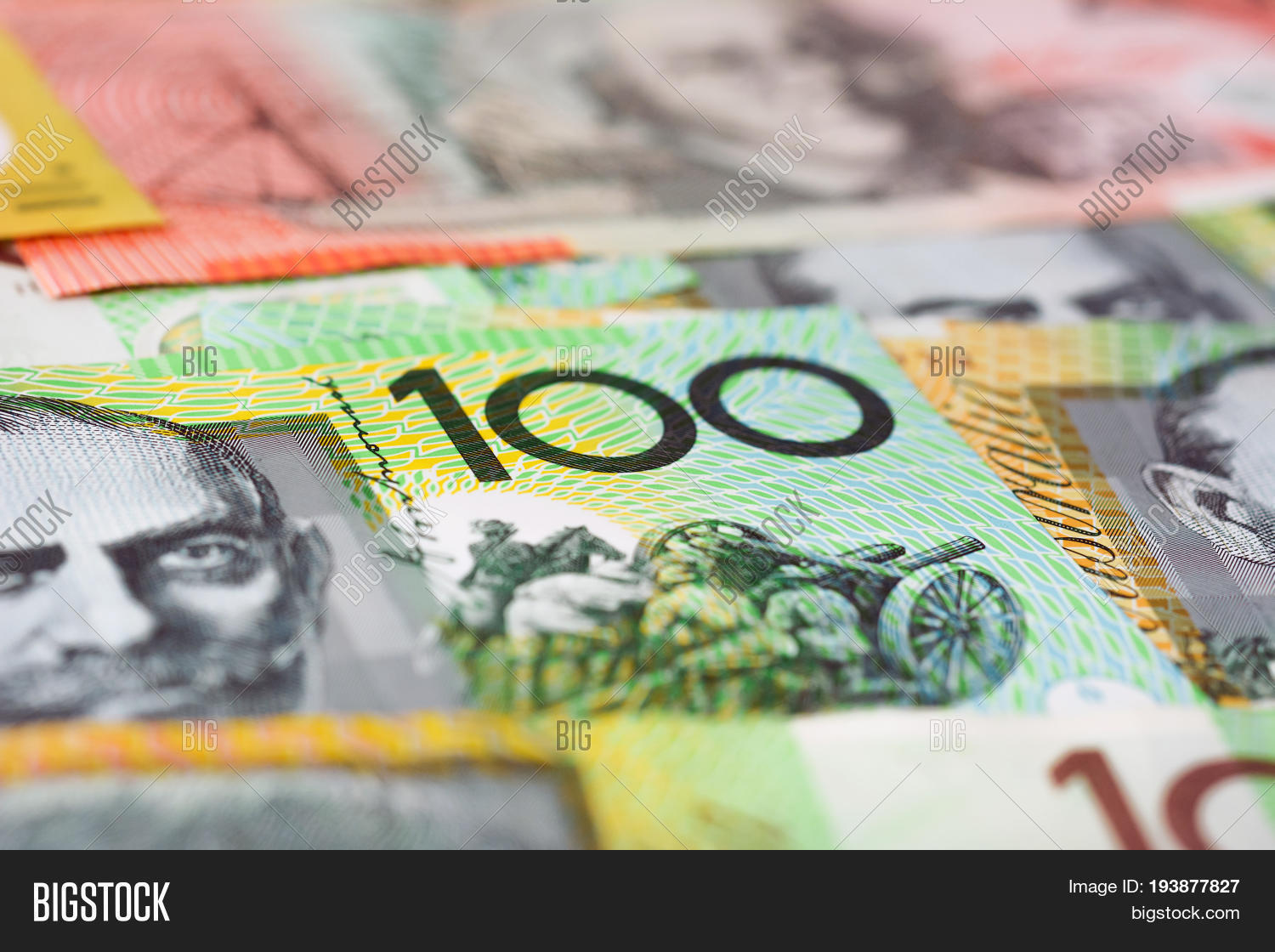 Australian Money 100