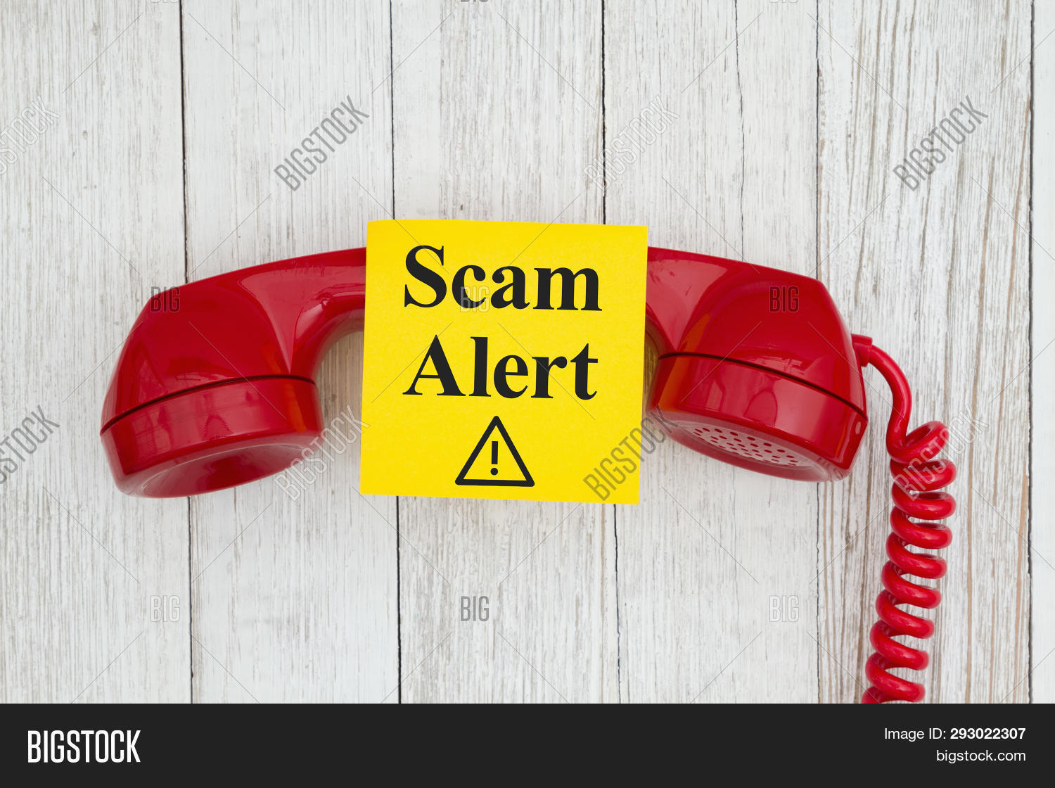 Scam Alert Message On Image & Photo (Free Trial) | Bigstock