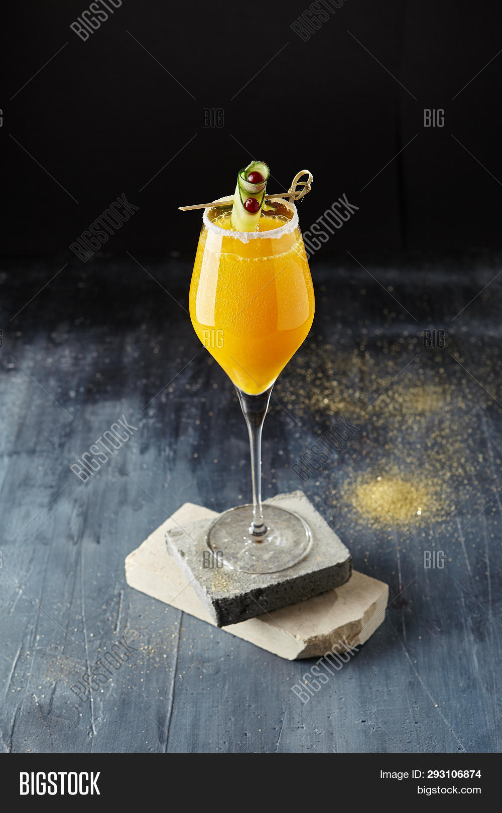 Macro Photo Prosecco Image & Photo (Free Trial) | Bigstock