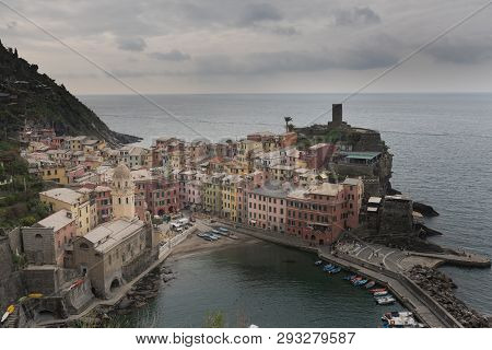 Beautiful View Image & Photo (Free Trial) | Bigstock