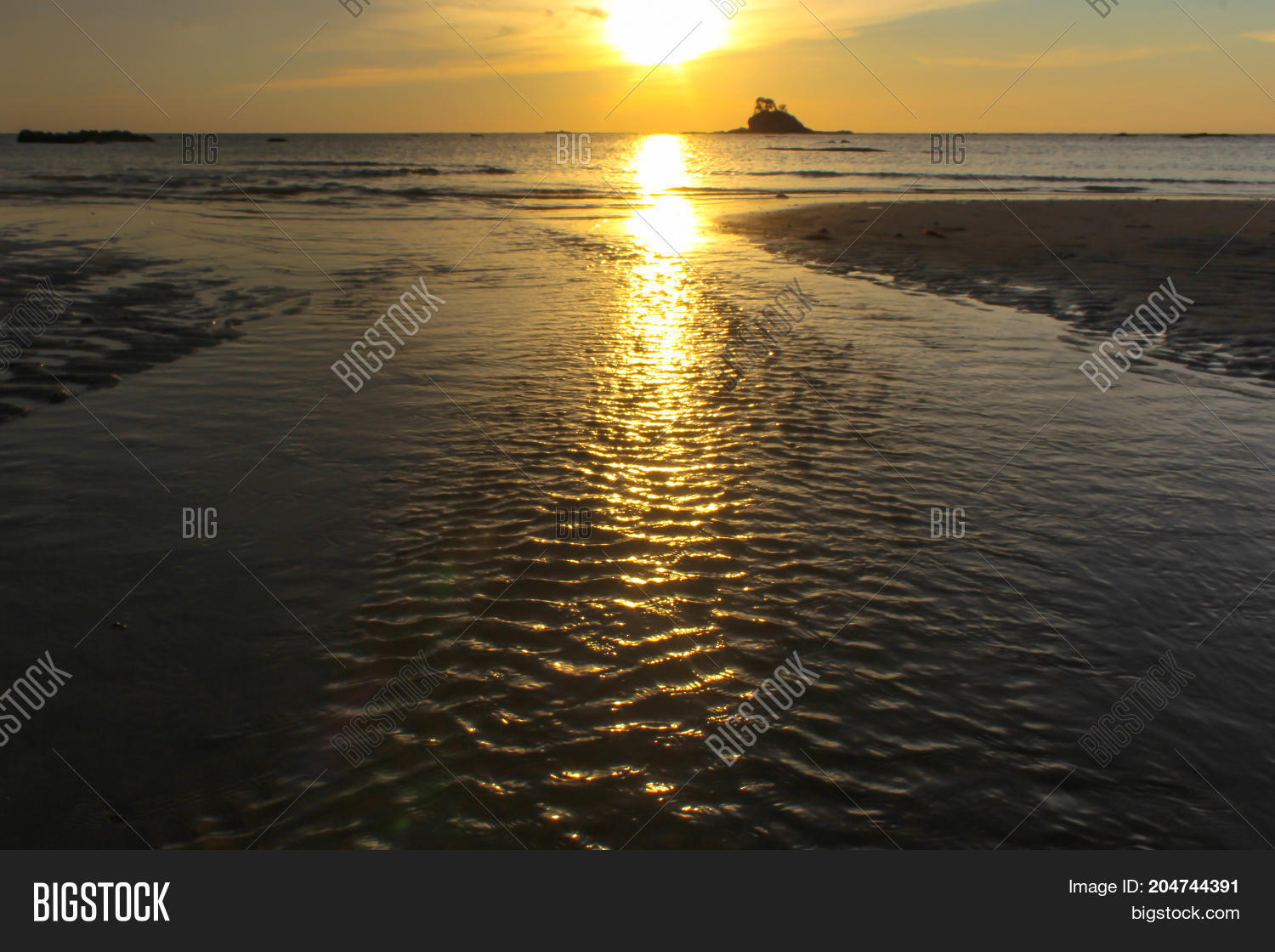 Beautiful Sea Sunset Image & Photo (Free Trial) | Bigstock