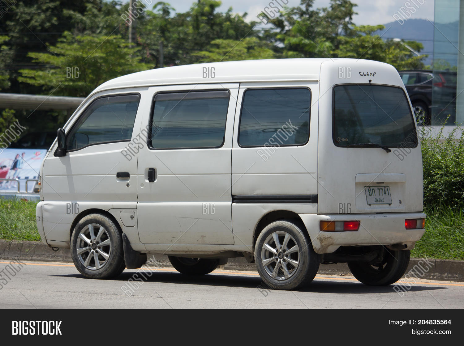 Private Car, Mini Van Image & Photo (Free Trial) | Bigstock