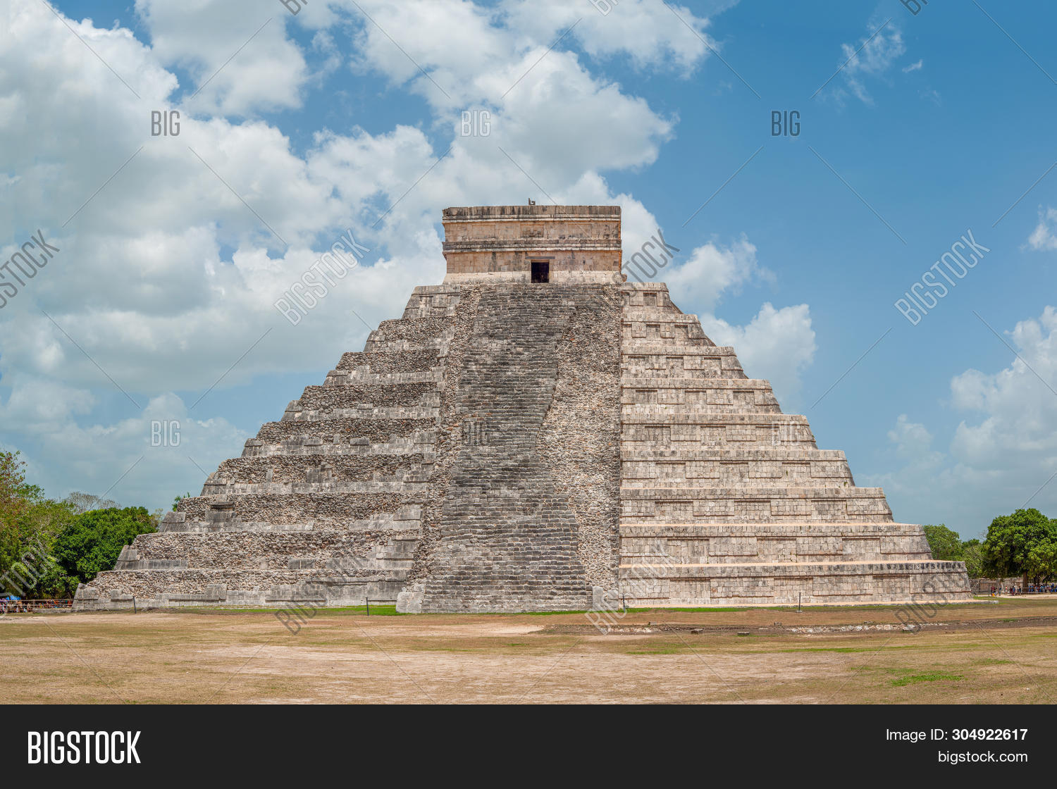 Shooting Mayan Pyramid Image & Photo (Free Trial) | Bigstock